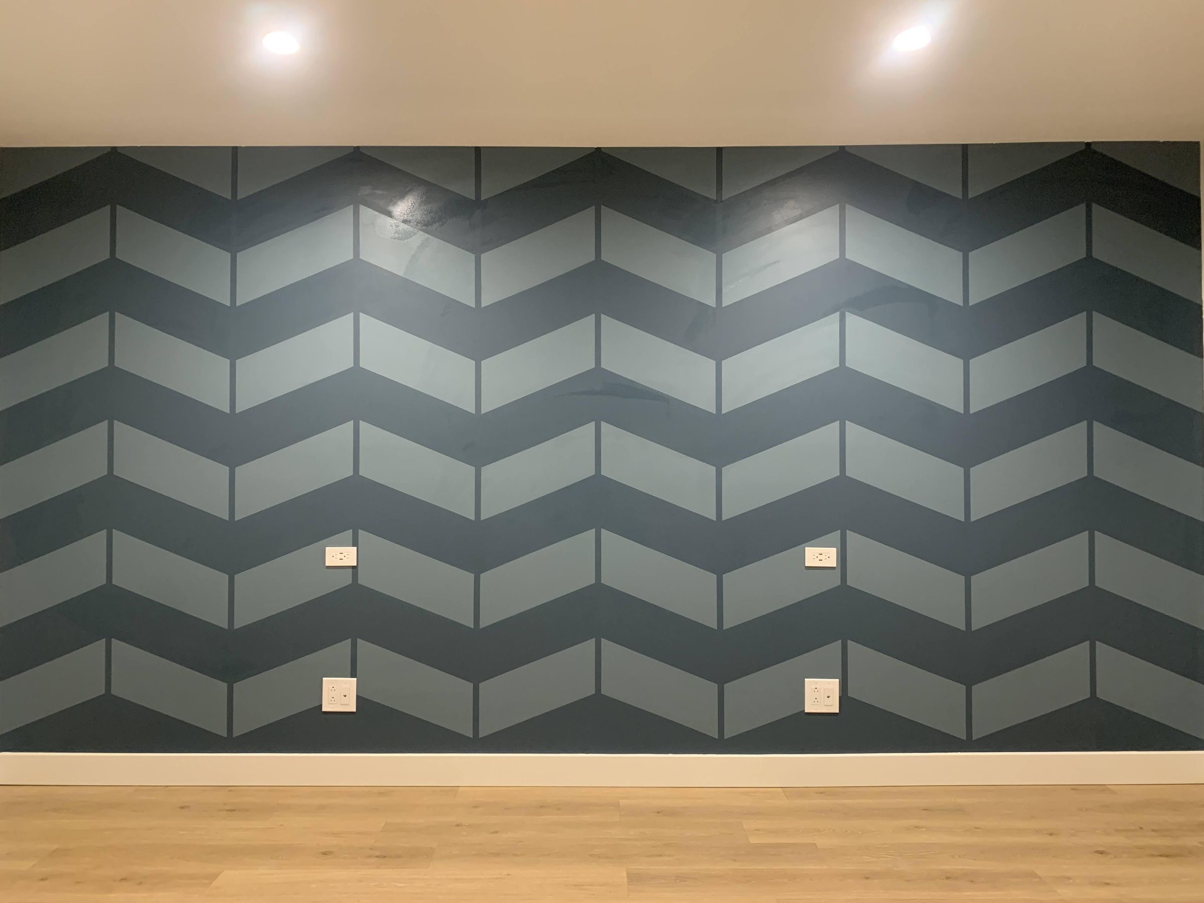Paint Your Wall With a Chevron / Herringbone Pattern : 7 Steps (with ...