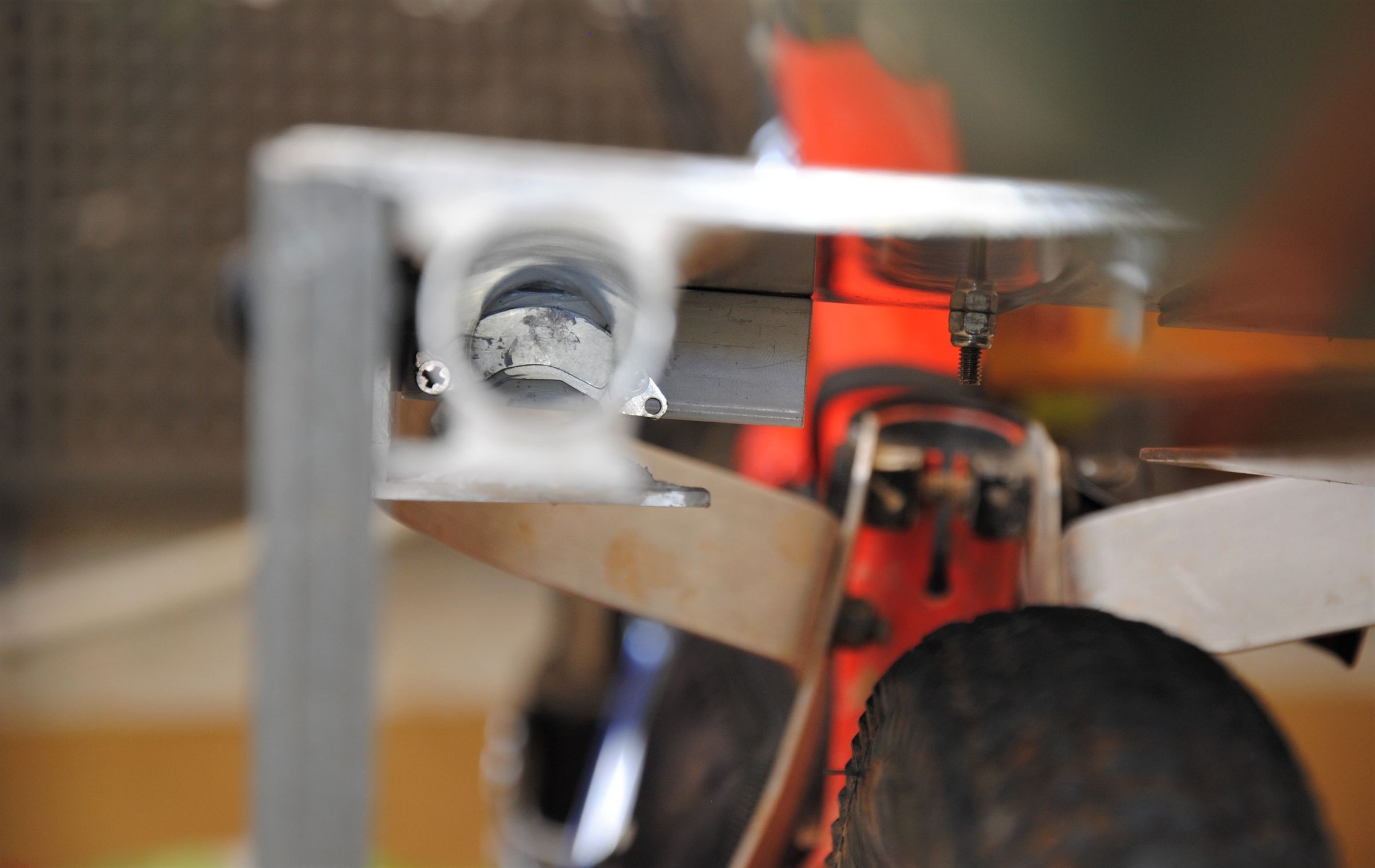 DIY Bike Rear Rack With a MAGNETIC U-lock Mount! (no Welding) : 16 ...