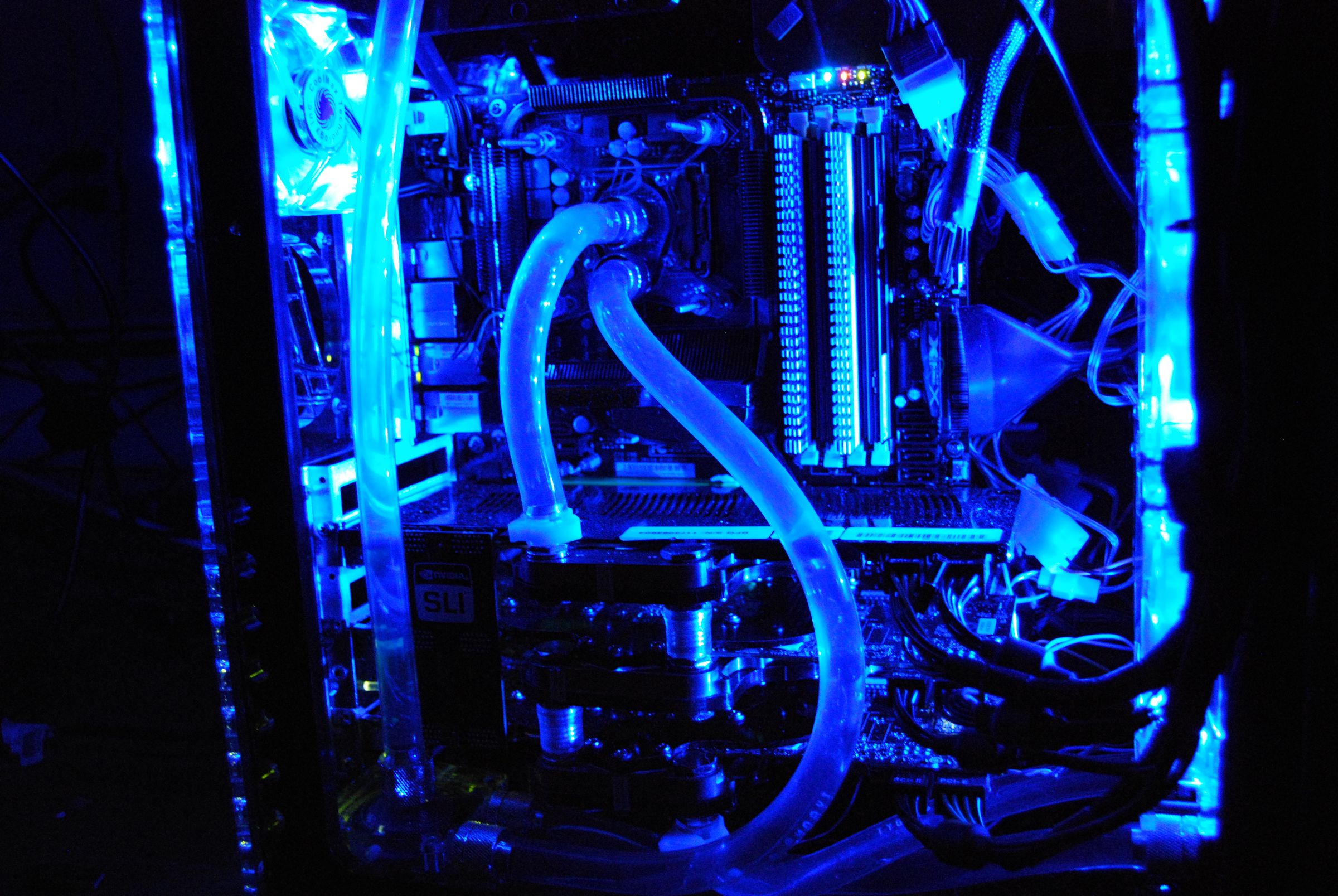 Danger Den / Nvidia Tri SLI Water Cooled Gaming PC : 7 Steps ...