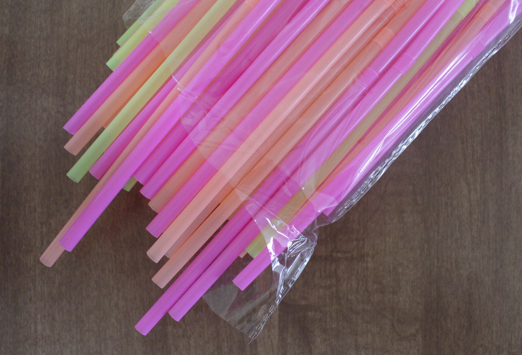 Plastic Straw Cardboard Art : 4 Steps - Instructables