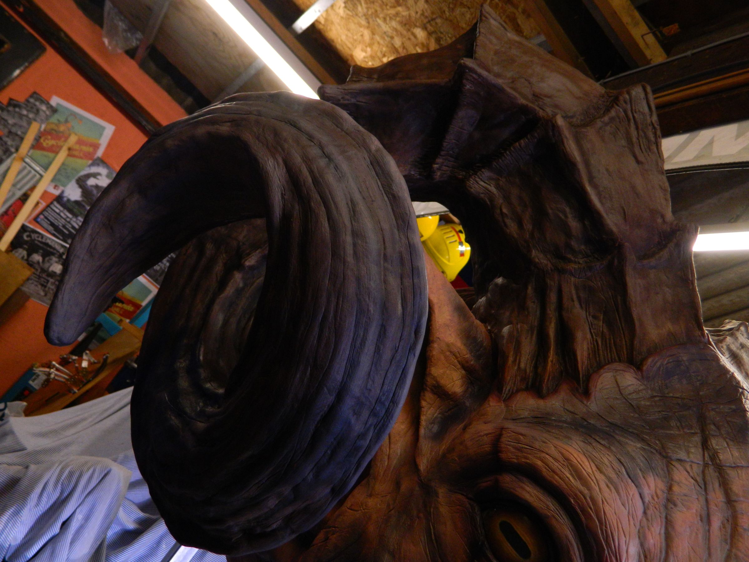 The Witcher 3 Full-Scale Chort/Fiend Sculpture in DAS Clay : 8 Steps ...