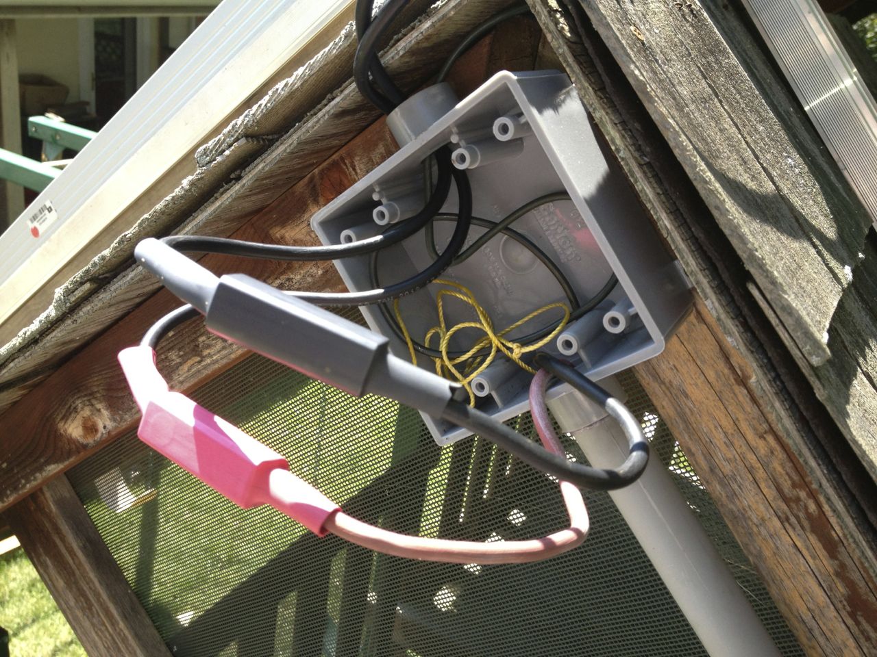 Solar Swing-Set (PV Playhouse) : 9 Steps (with Pictures) - Instructables