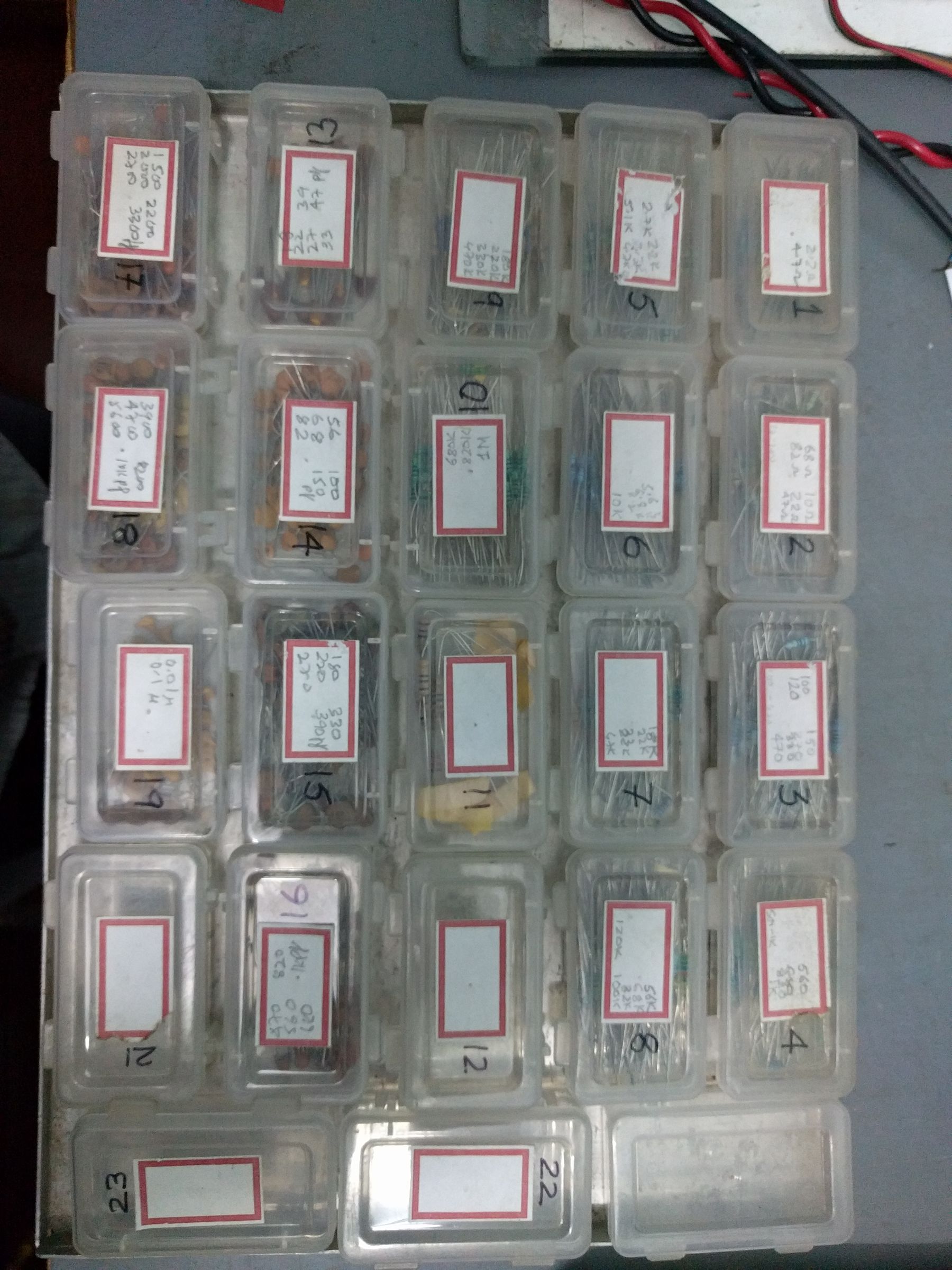 Resistor Organizer and Storage : 4 Steps (with Pictures) - Instructables