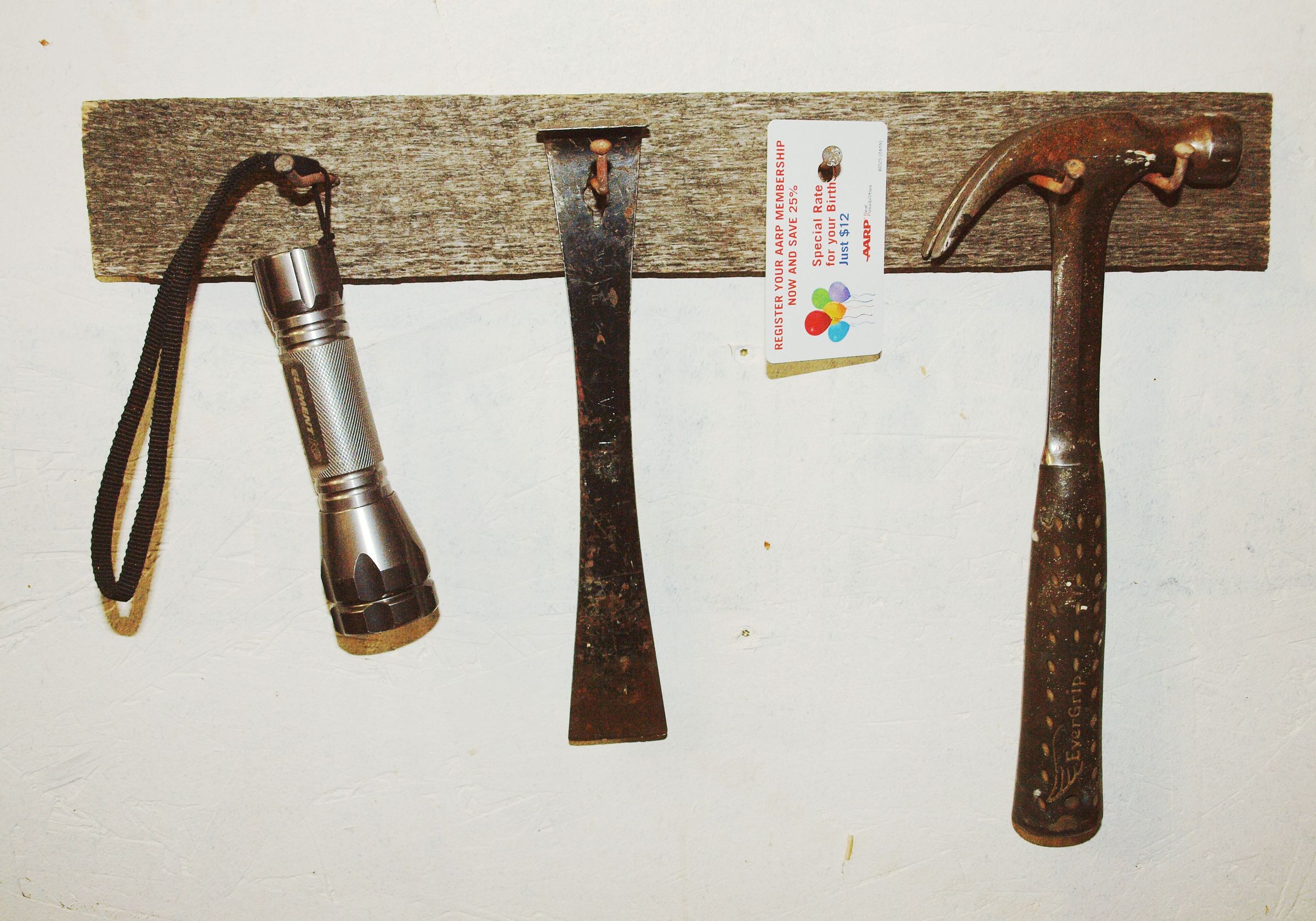 Redneck Key Rack With Options : 4 Steps (with Pictures) - Instructables