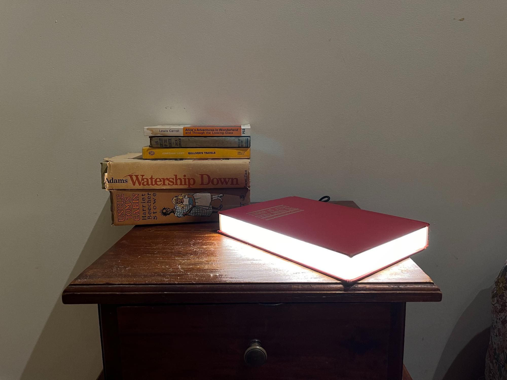 Book Light Inside a Book! : 11 Steps (with Pictures) - Instructables