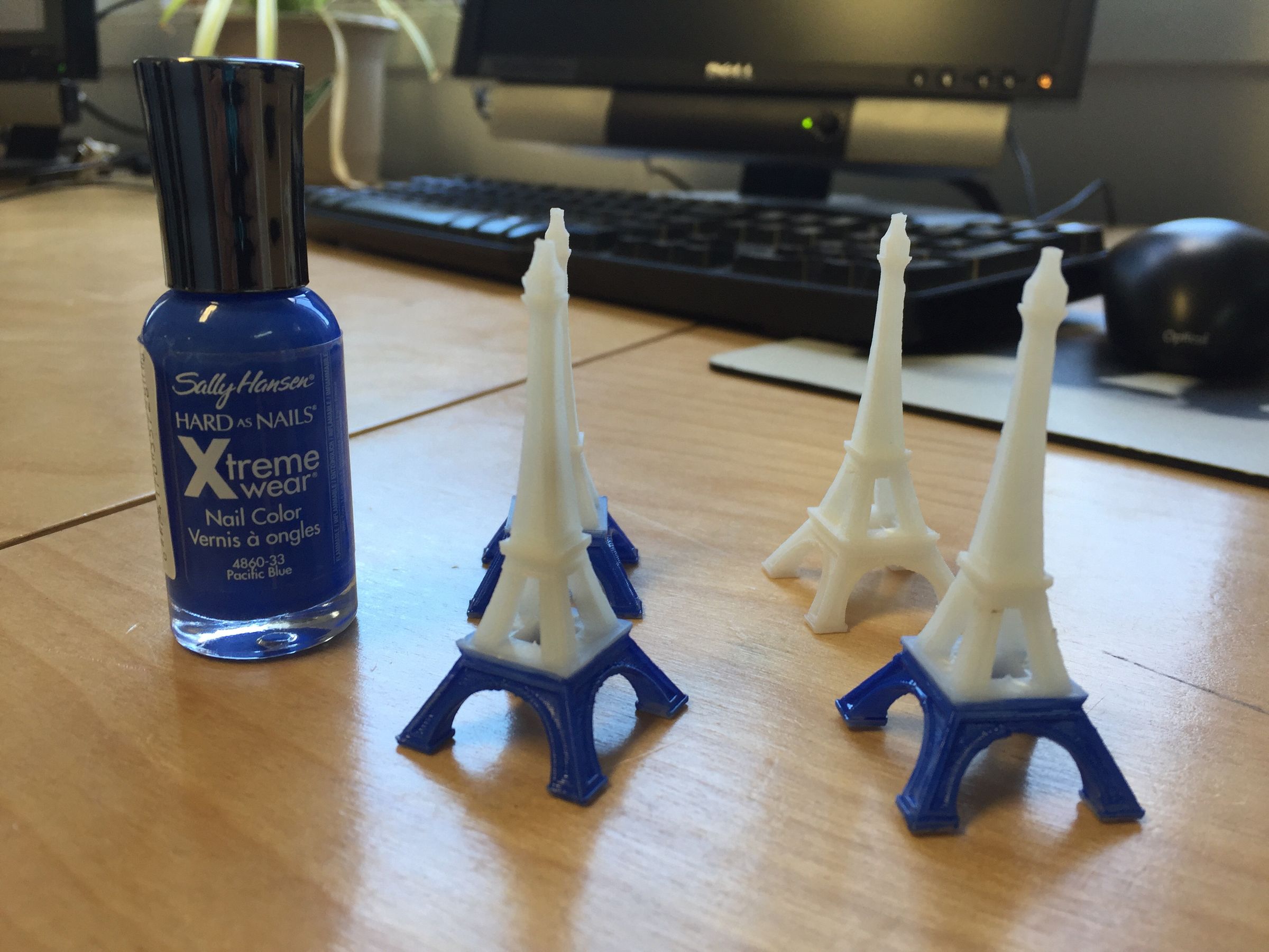 3D Printed French Colour Coded Eiffel Towers : 4 Steps - Instructables