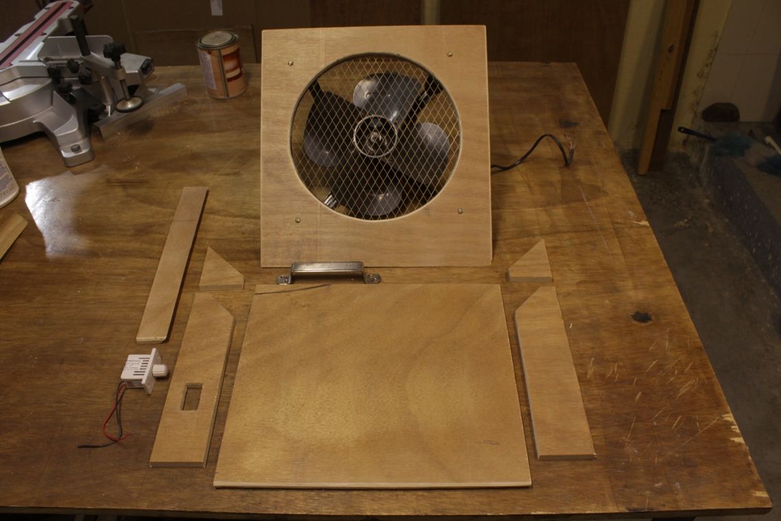 Personal Fan Using Old Exhaust Fan : 4 Steps (with Pictures ...