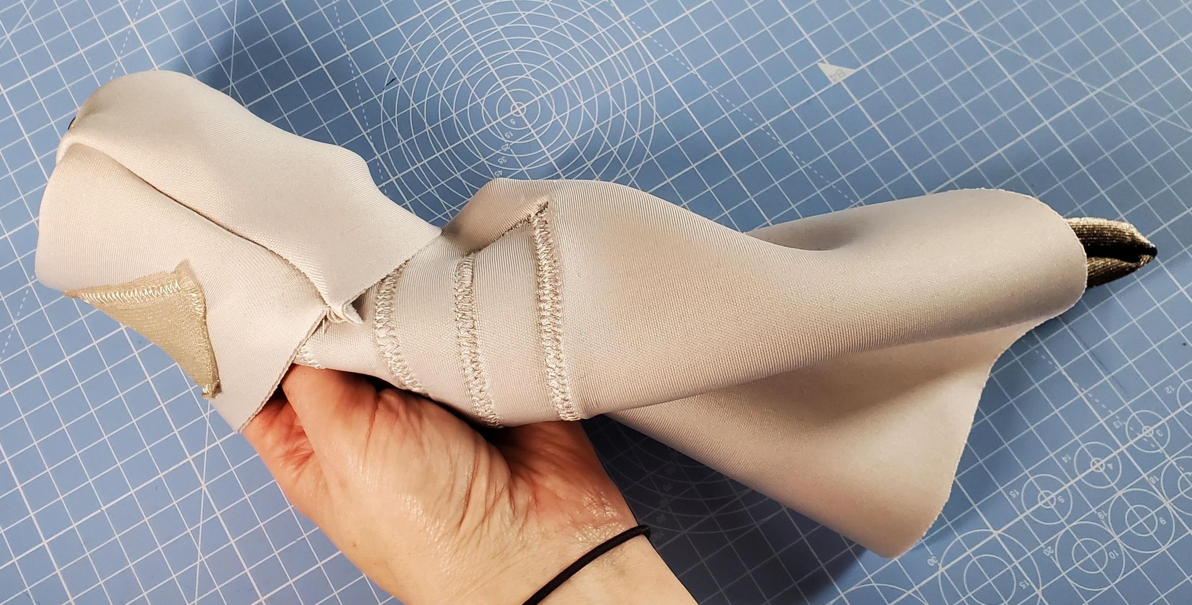 Touch Me! Open Universal Input Sleeve {OUIS} : 12 Steps (with Pictures ...