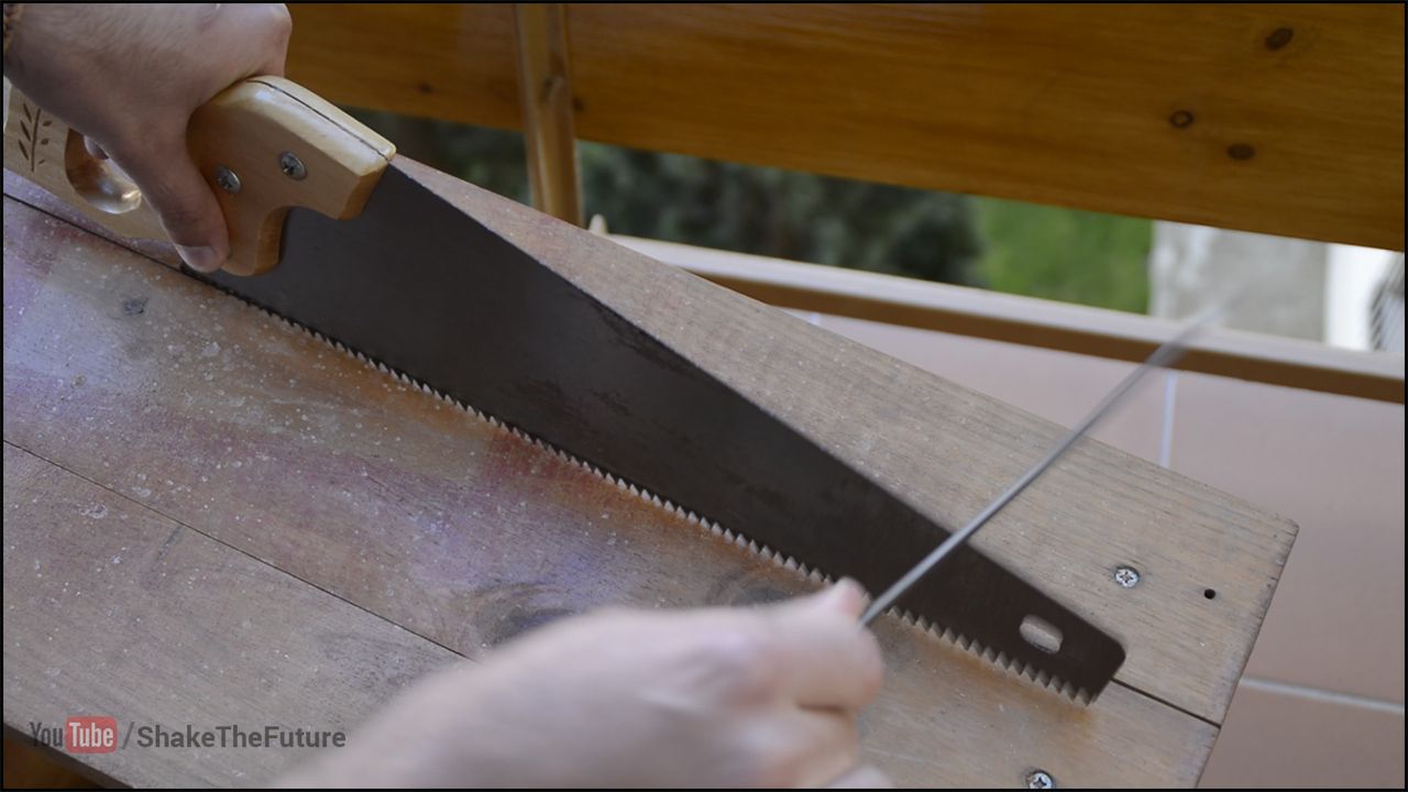 Cut Nails or Screws With a Woodworking Hand Saw : 4 Steps (with ...