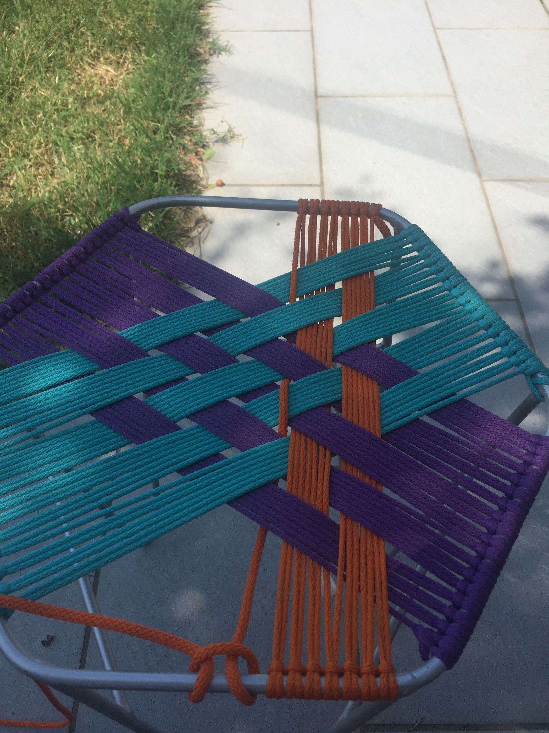 Woven Graphic Stool : 10 Steps (with Pictures) - Instructables