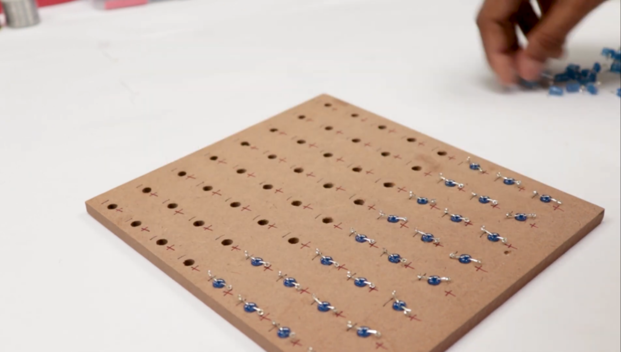 How to Build 8x8x8 LED Cube : 13 Steps - Instructables