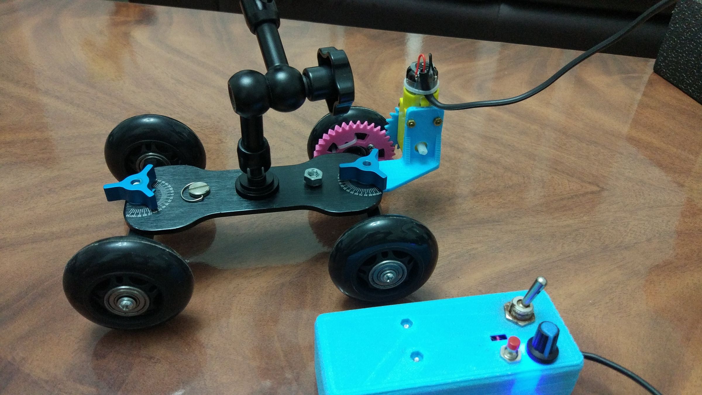 Motorized DSLR Dolly Car : 8 Steps - Instructables