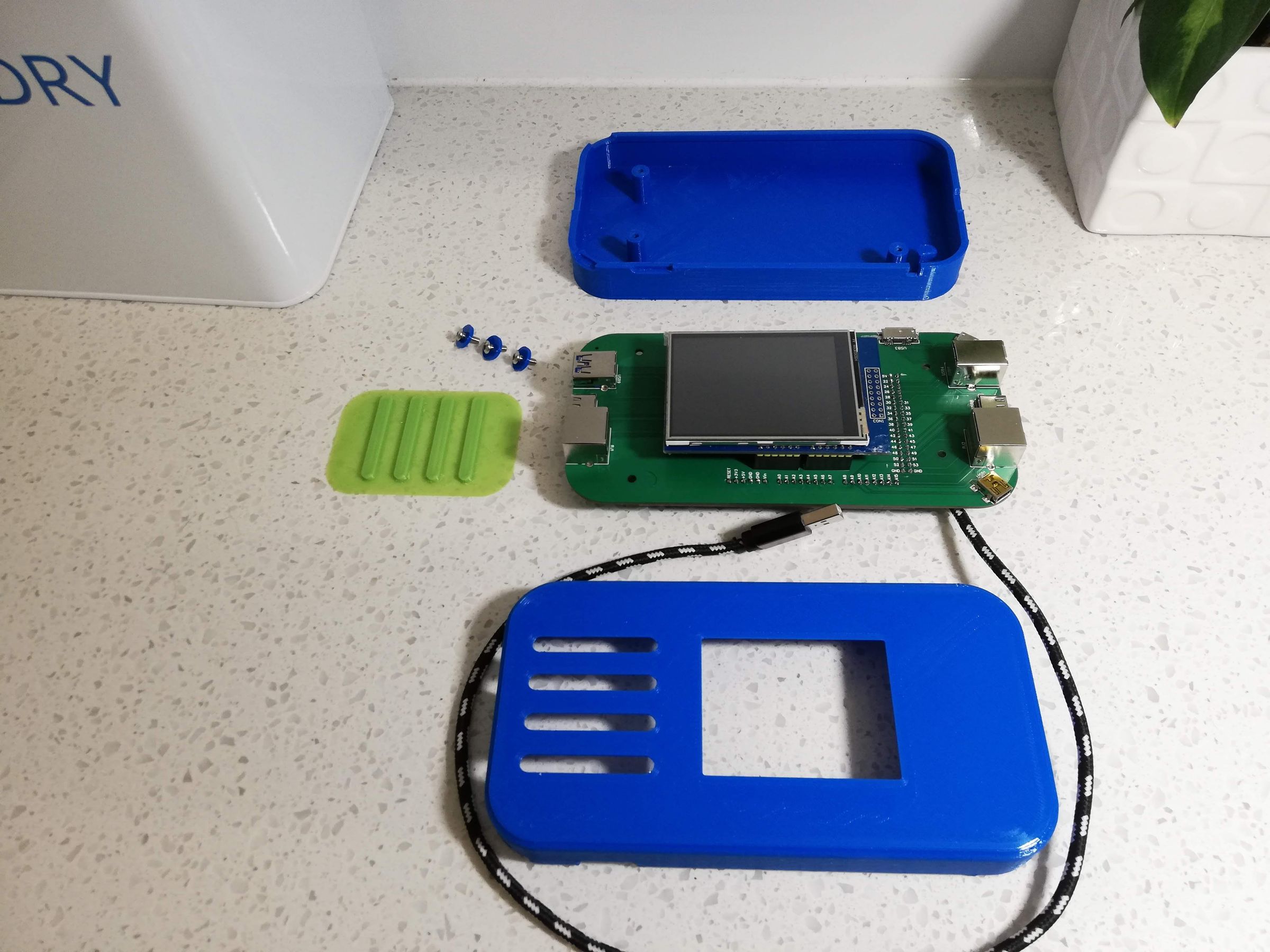 Touch Screen Cable Tracer / Cable Tester : 6 Steps (with Pictures ...