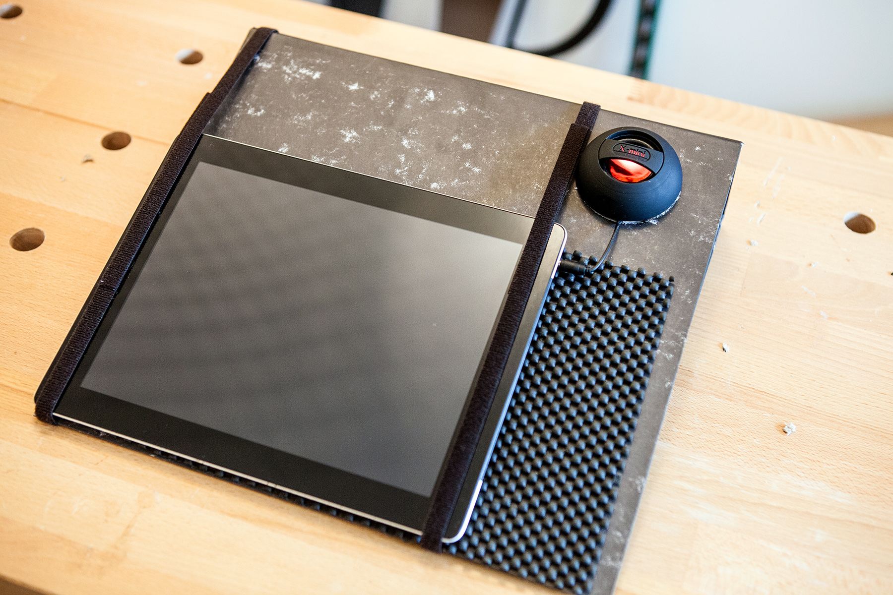 Speaker Box to Amplify Tablet Sound & Vibrations : 7 Steps (with Pictures) - Instructables
