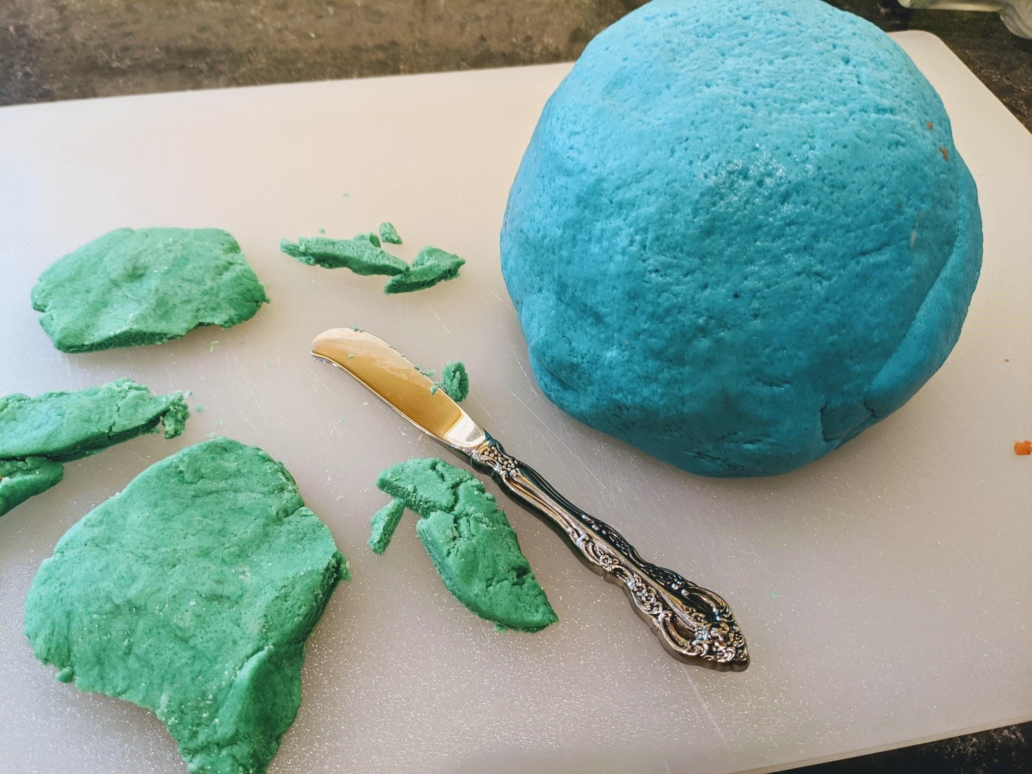 Layers of the Earth With Playdough : 5 Steps - Instructables