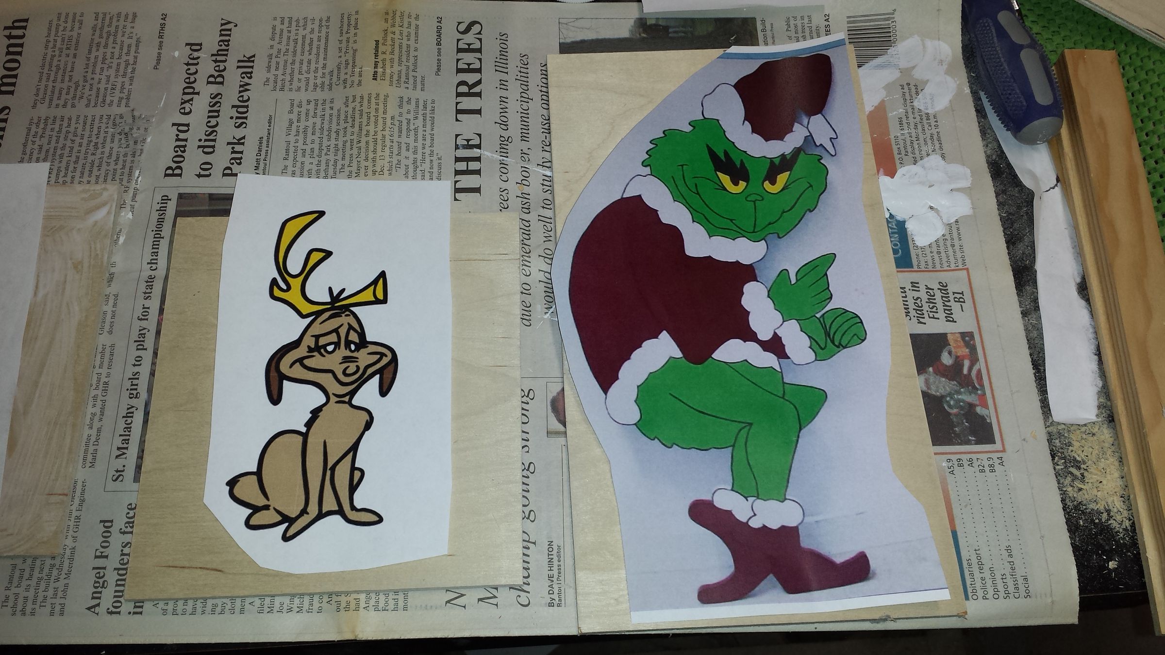 Scroll Saw Grinch and Dog Holiday Decoration : 8 Steps (with Pictures) - Instructables