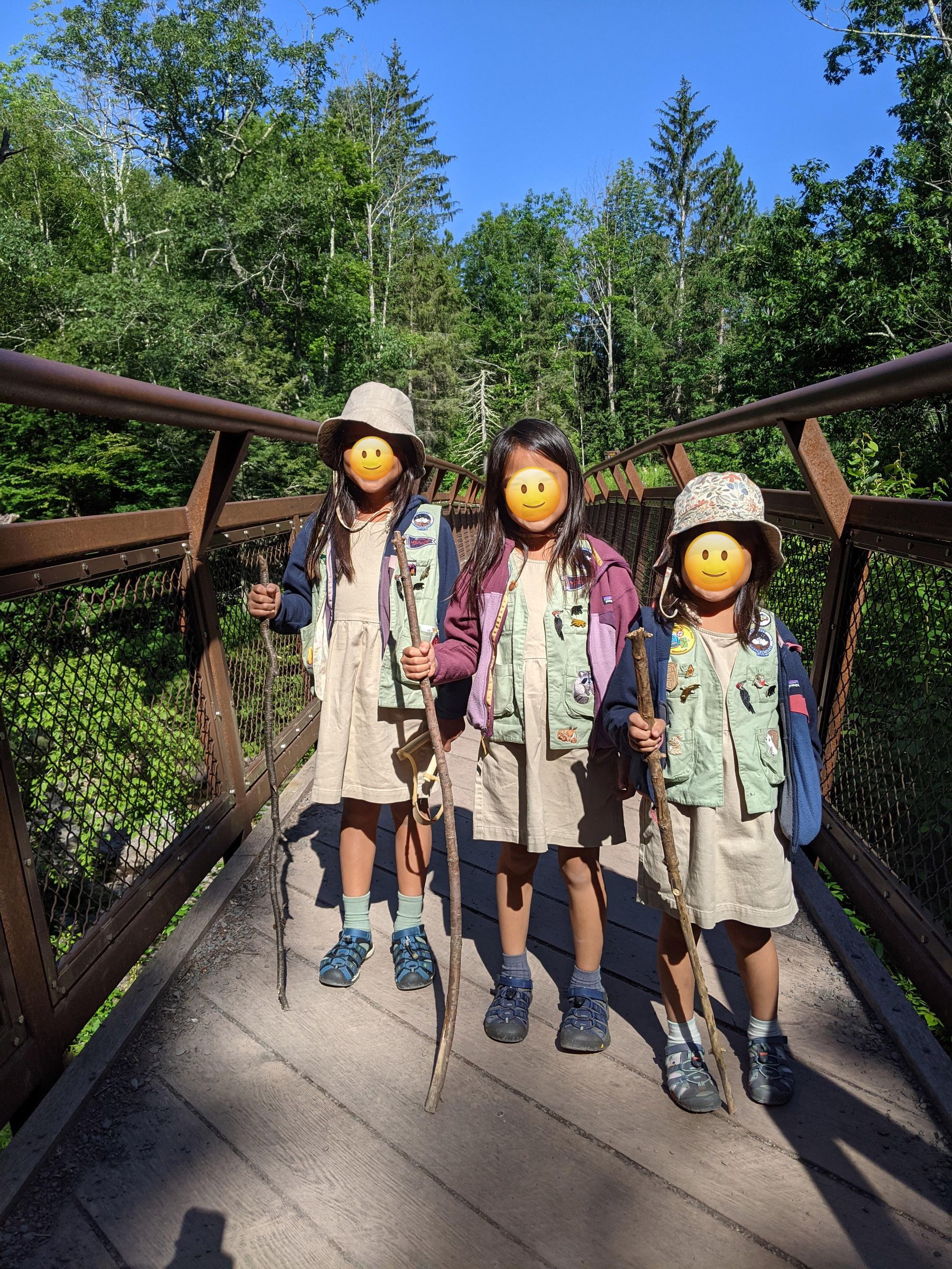 Kids Junior Ranger Explorer Vest : 12 Steps (with Pictures) - Instructables