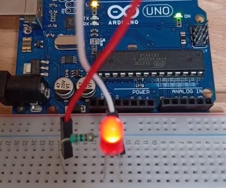 James Bond '007: Making Kids Love Arduino: : 3 Steps - Instructables