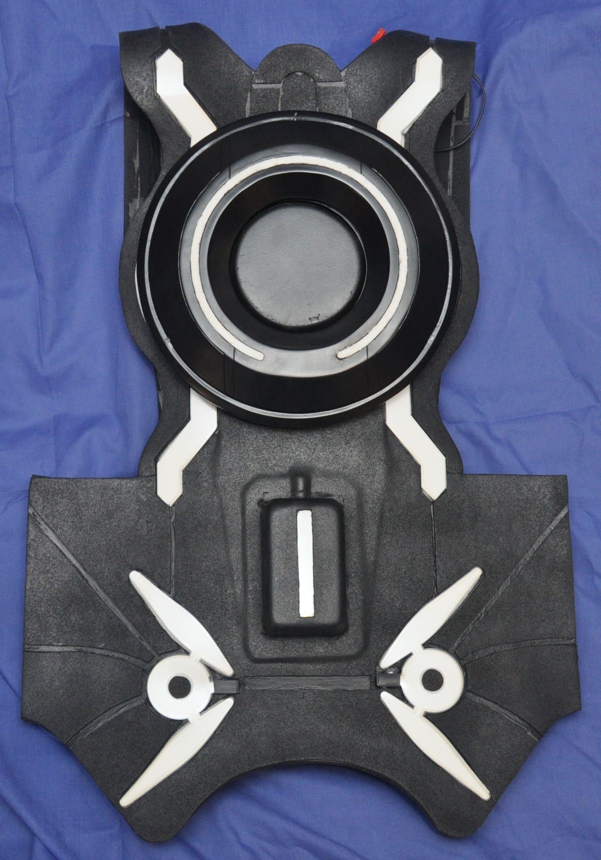 Tron Legacy Sam Light Suit : 8 Steps (with Pictures) - Instructables