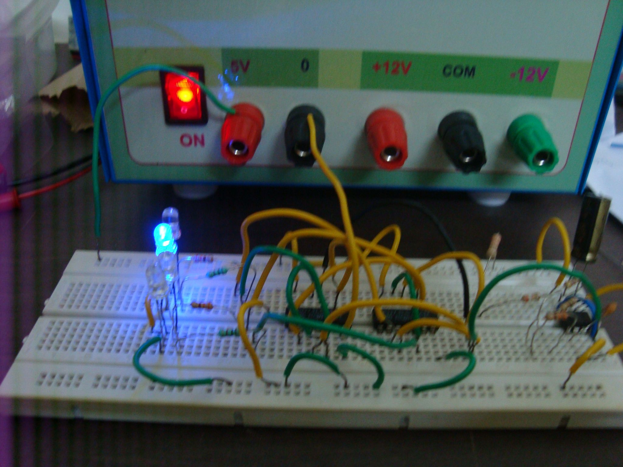 Learning Sequential Logic Design for a Digital Clock : 14 Steps ...