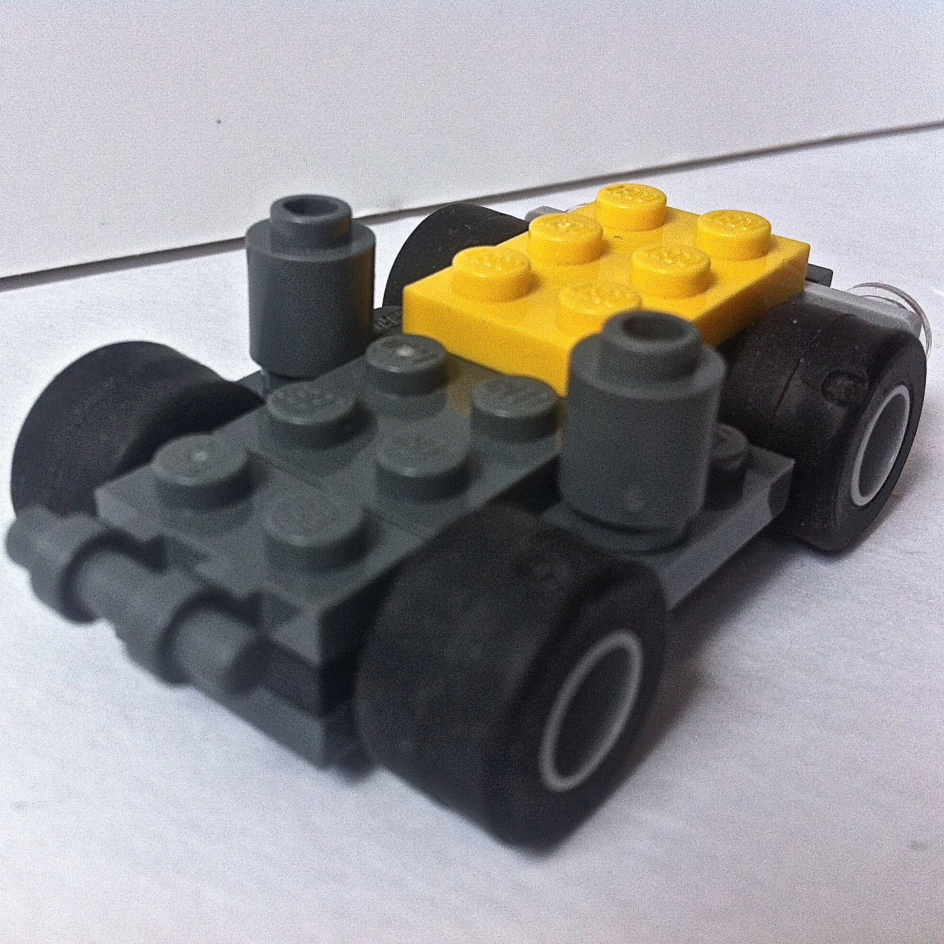 Mini Lego Wheeler : 5 Steps - Instructables