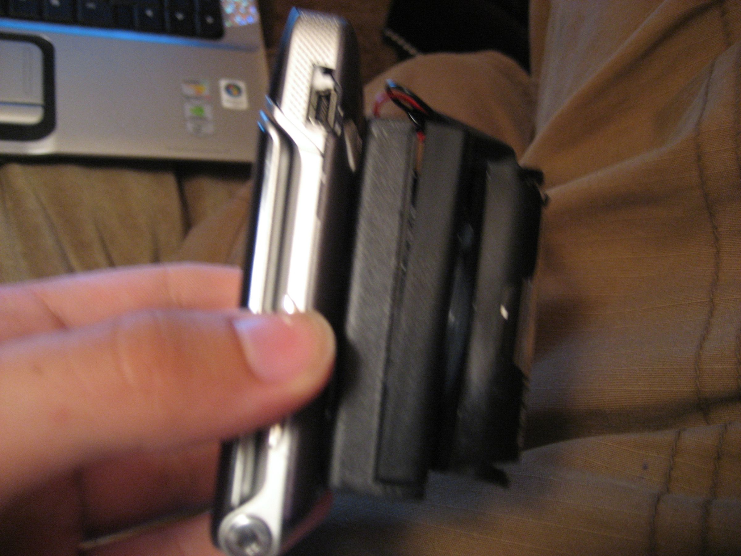 AA Battery Powered Cell Phone : 6 Steps (with Pictures) - Instructables