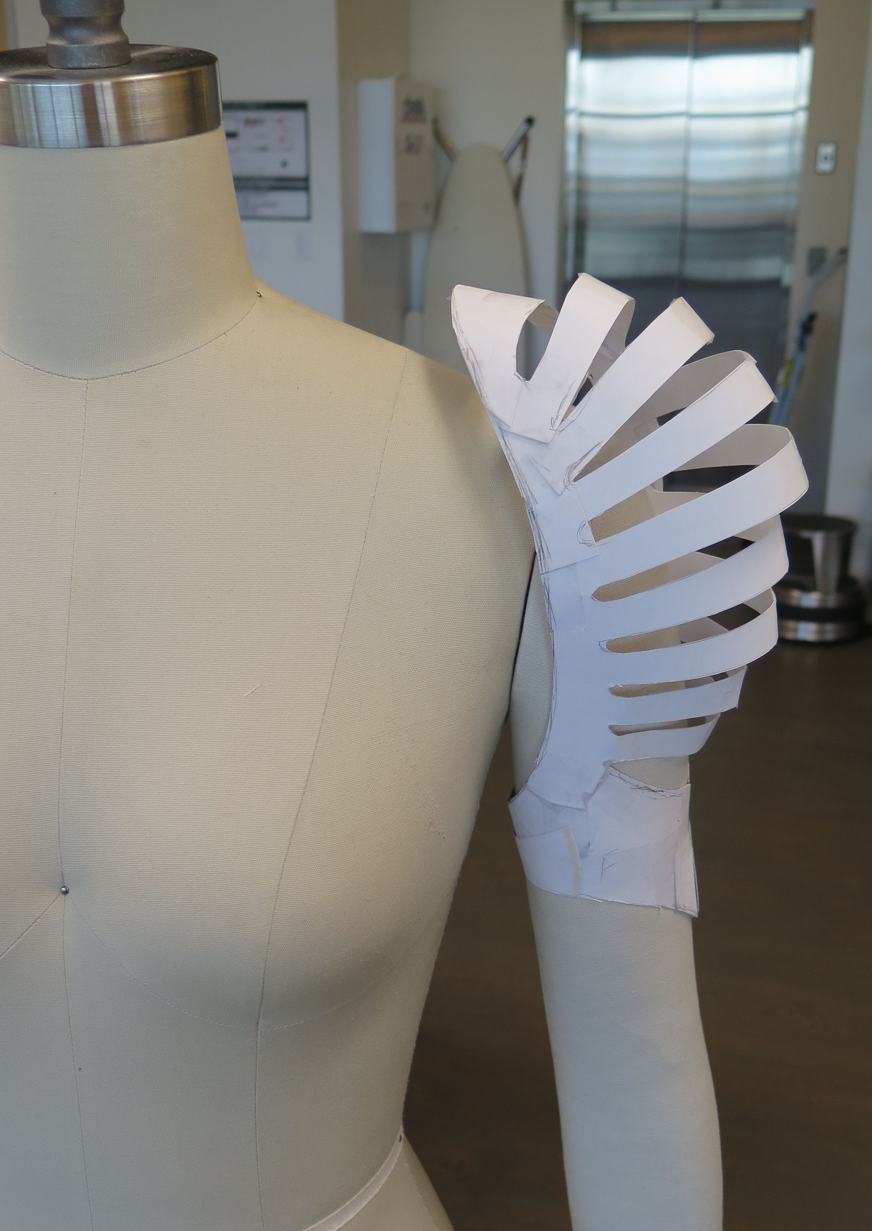 Leather Cyber Goth Shoulder Armor : 9 Steps (with Pictures) - Instructables