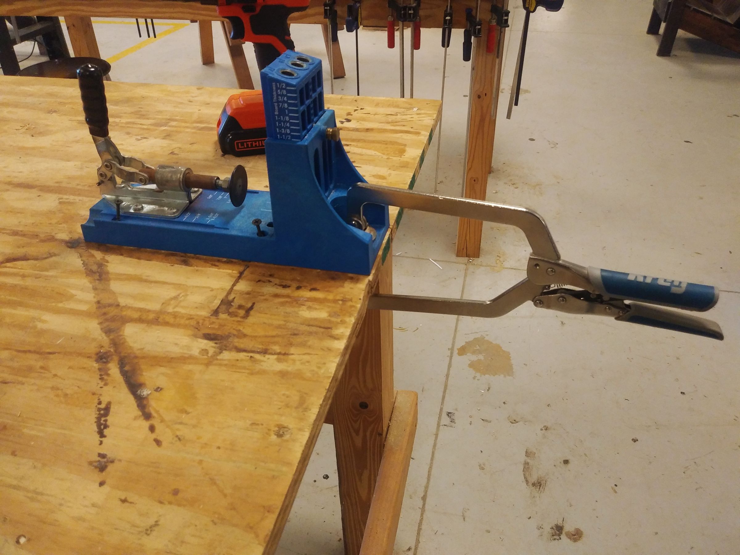 How to Make a Pocket-Hole : 7 Steps - Instructables