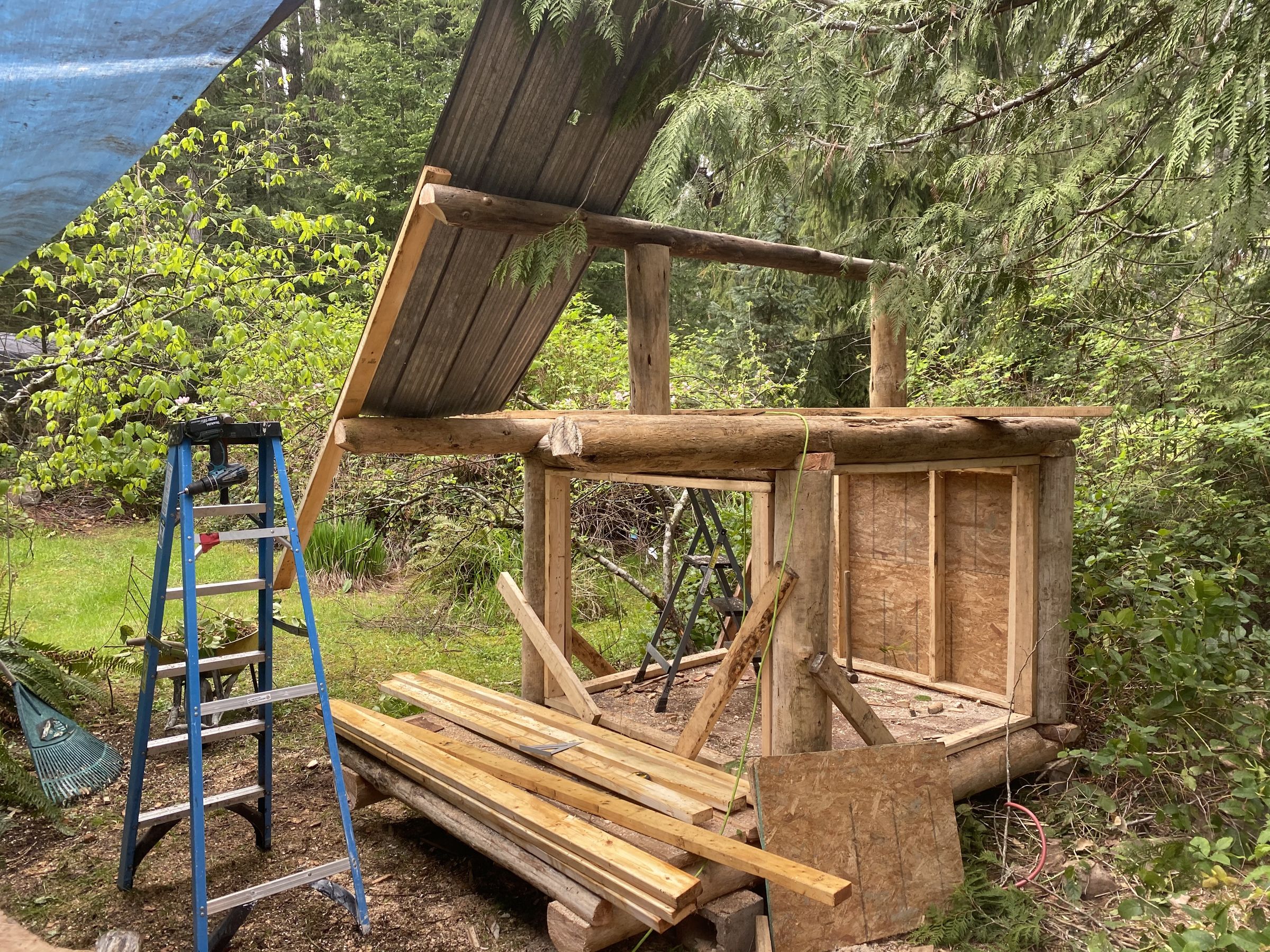 Rustic DIY Play House : 5 Steps (with Pictures) - Instructables