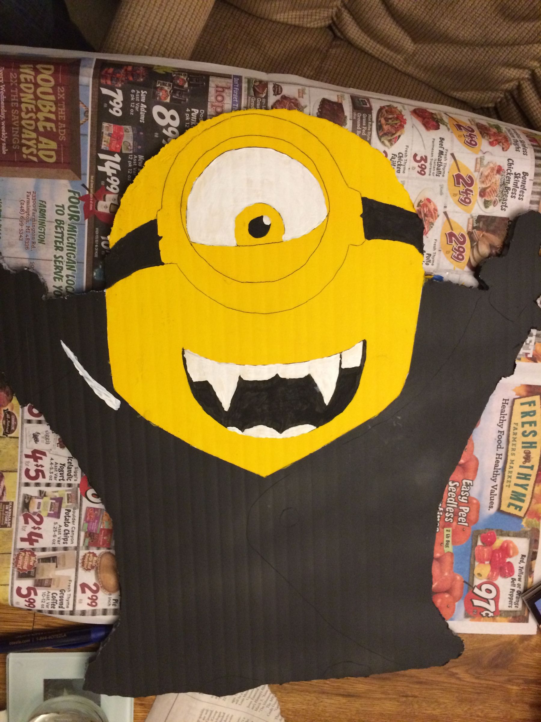 Corrugated Plastic Holiday Standee : 10 Steps (with Pictures ...