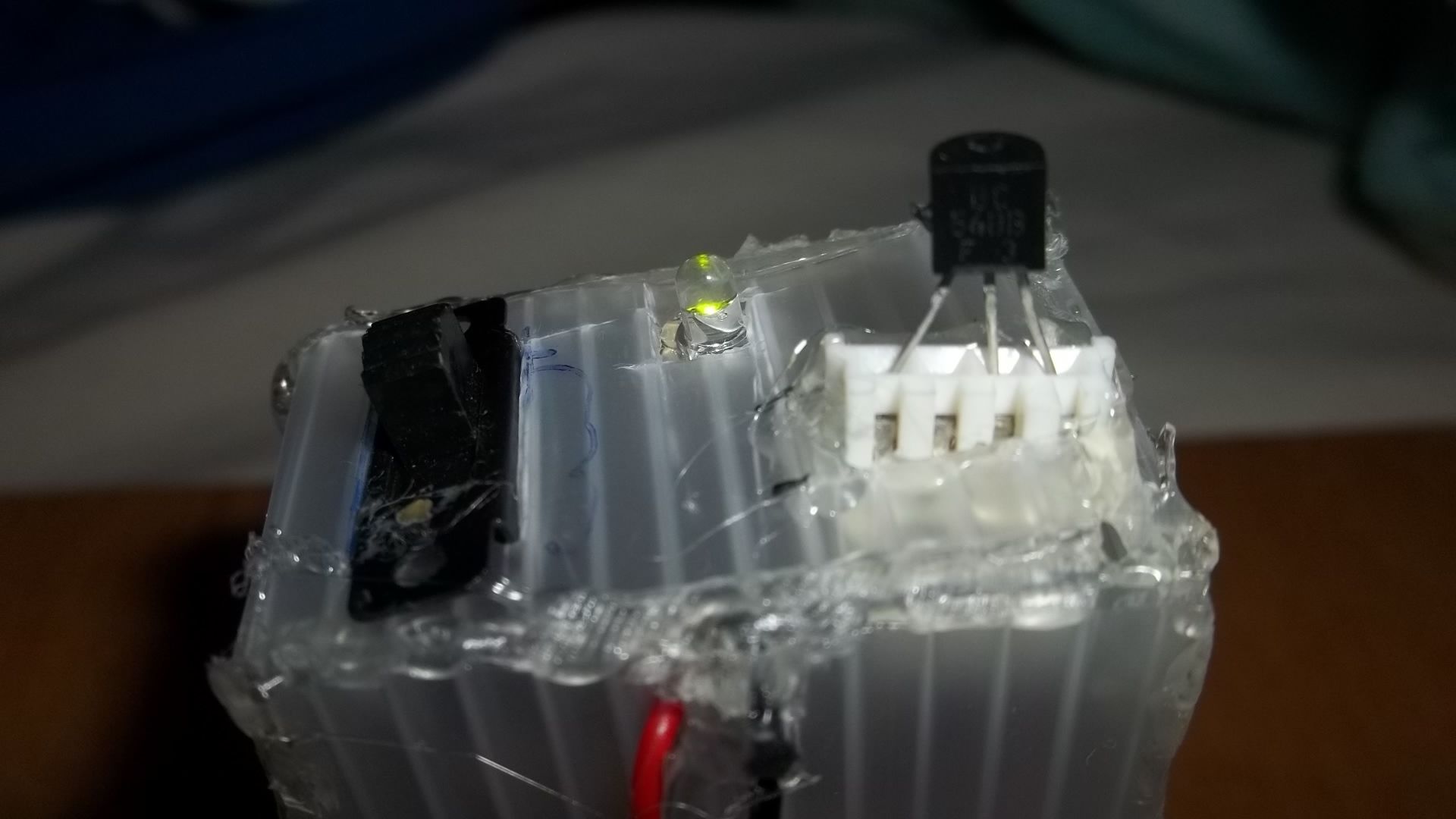 Simple Transistor Tester : 5 Steps - Instructables