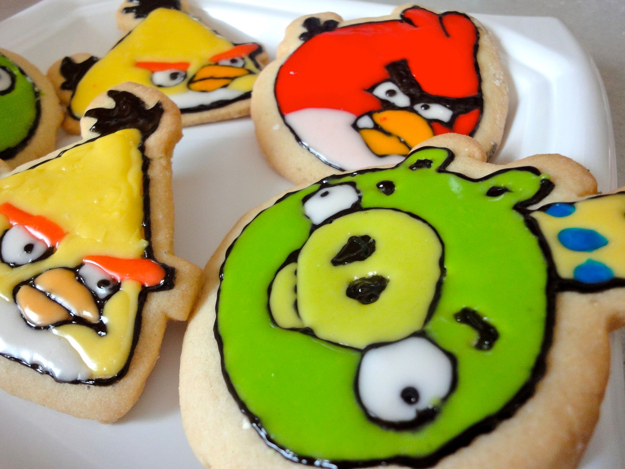 Angry Bird Cookies : 3 Steps (with Pictures) - Instructables