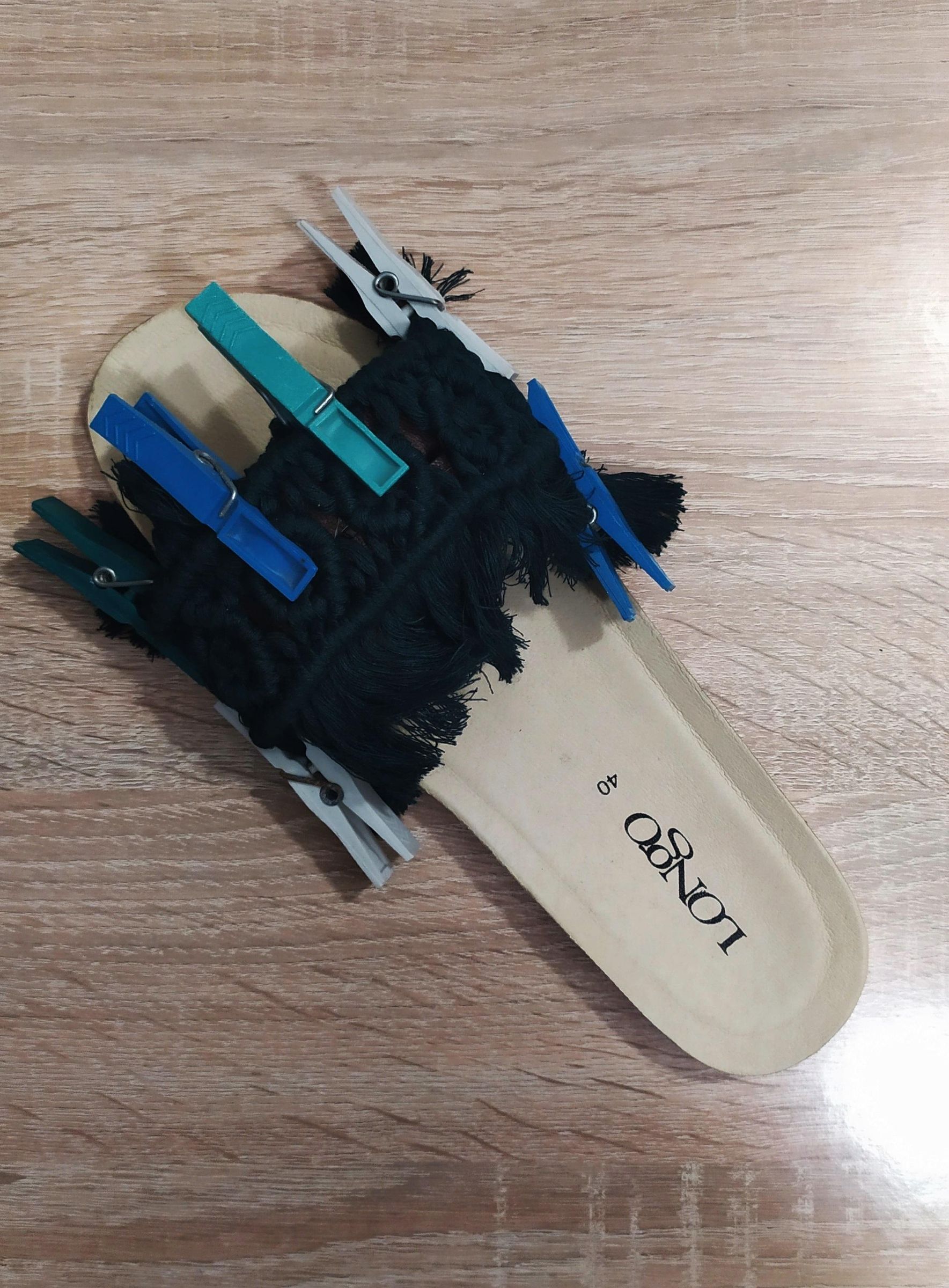 How to Make Bohemian Macrame Slippers From Scratch : 7 Steps (with ...