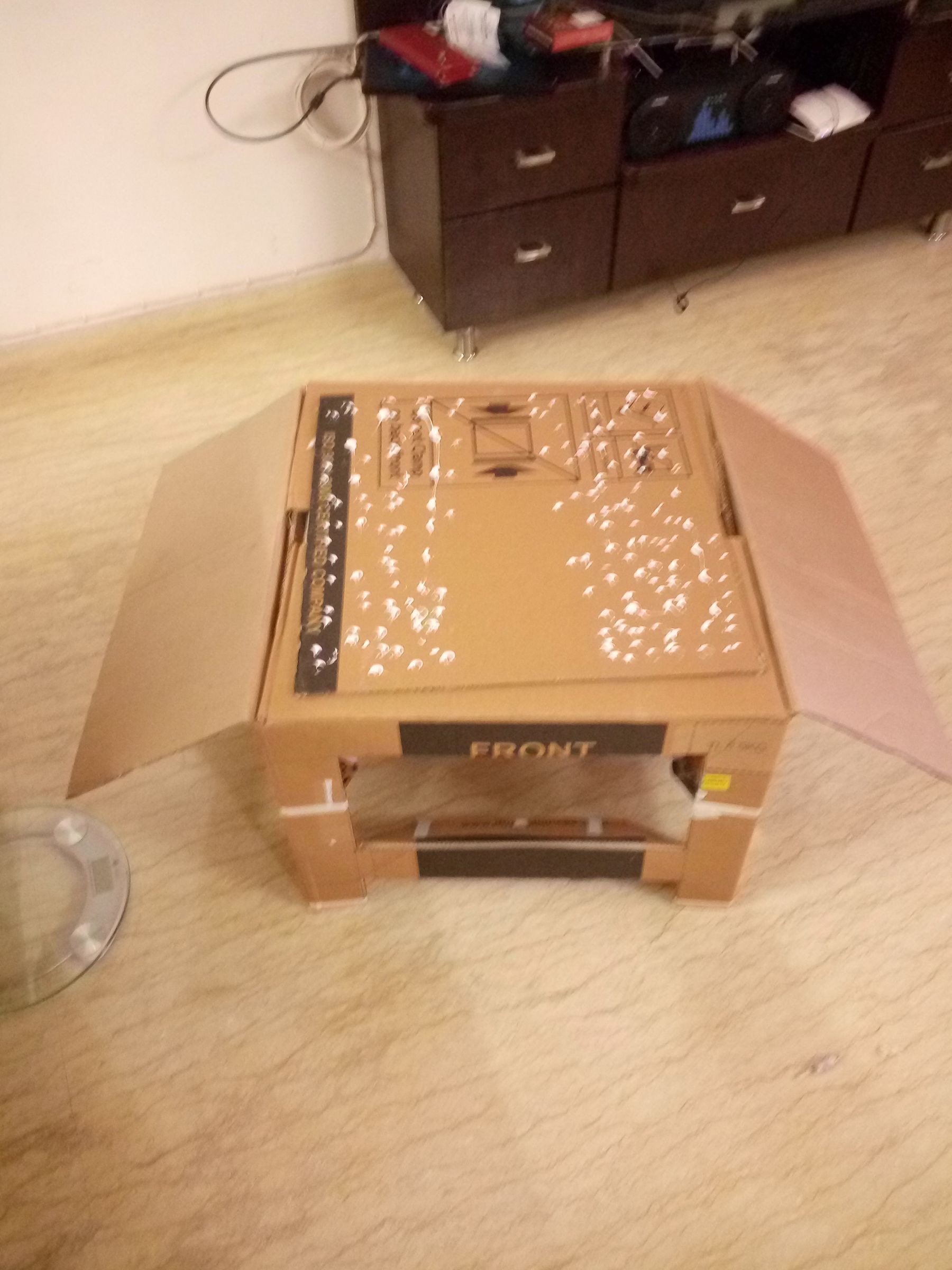 Cardboard Side Table : 4 Steps (with Pictures) - Instructables