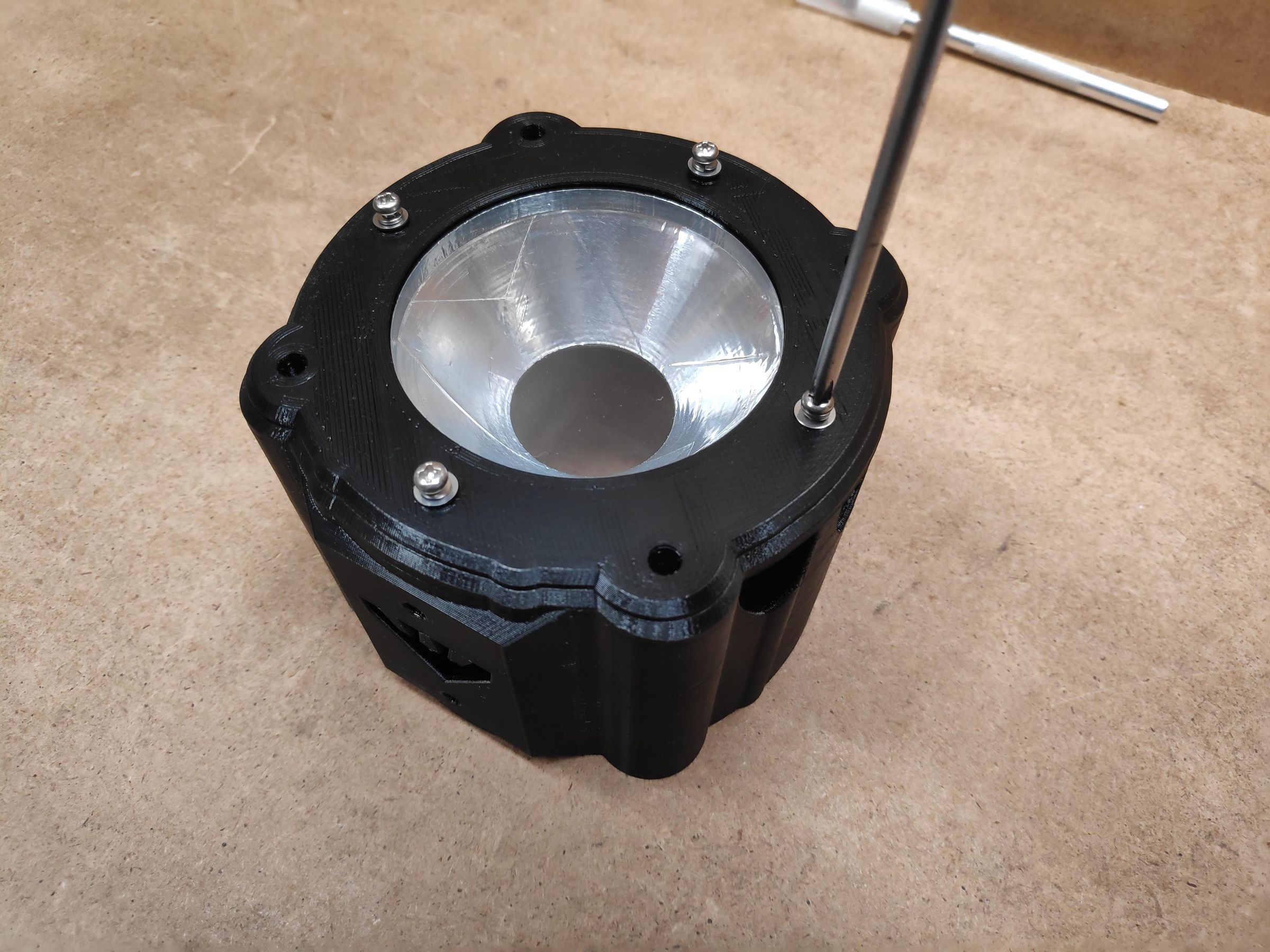 3D Printed Natural-Color Cost-Effective Worklight (Extreme Attention to ...