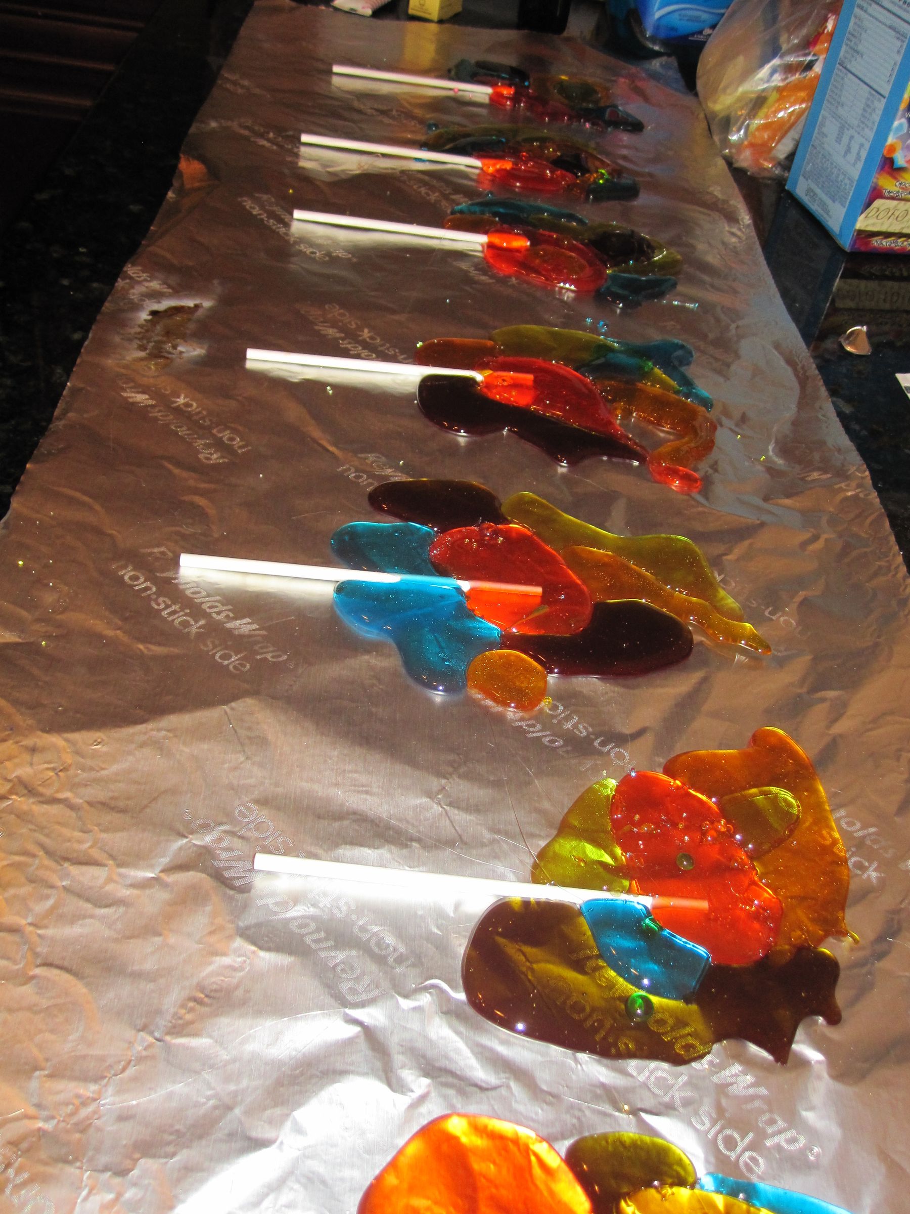 EVERY FLAVOR SUCKERS : 4 Steps - Instructables