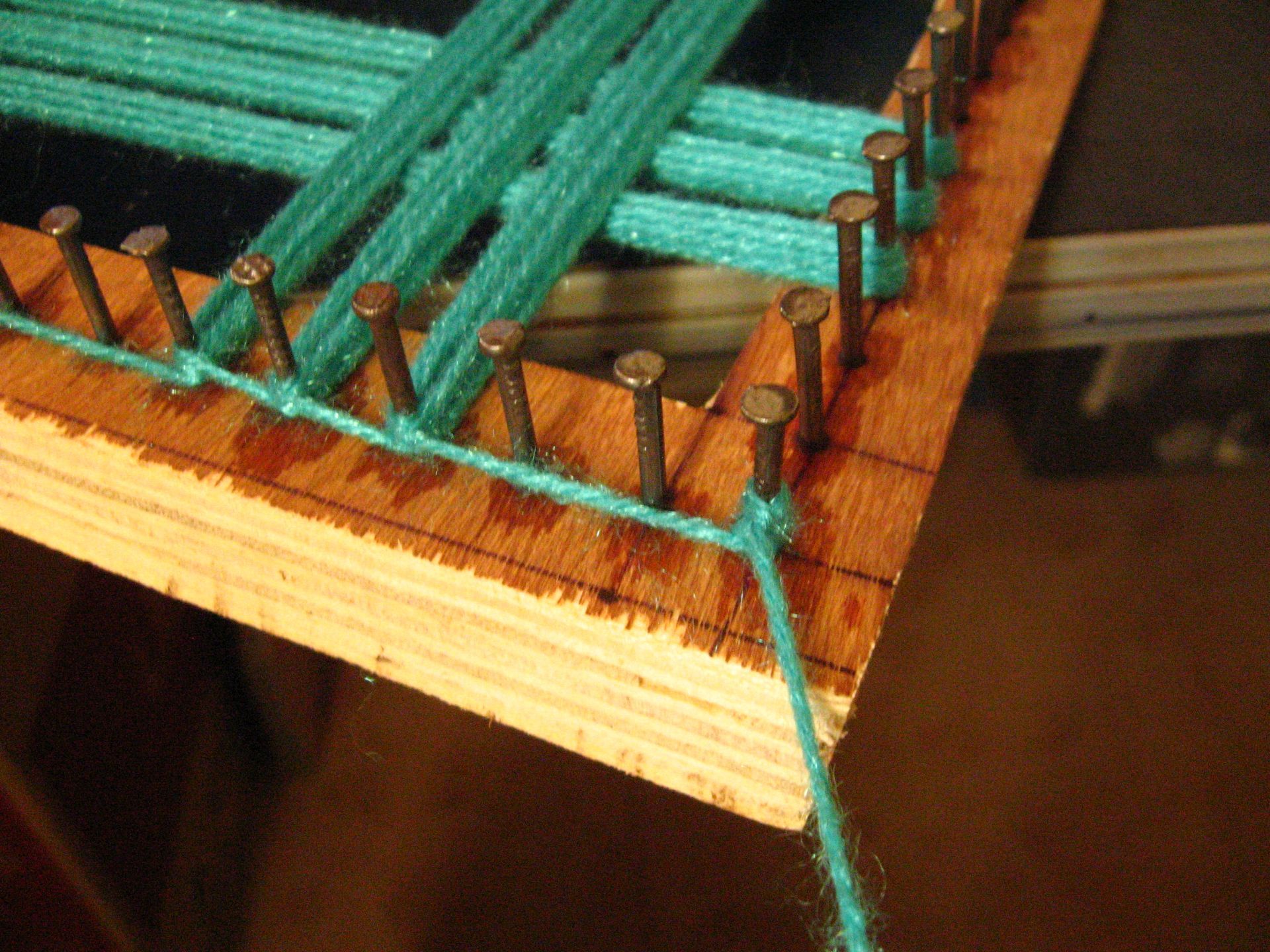 How to Weave a Small Table Mat With Home Made Loom : 13 Steps (with ...