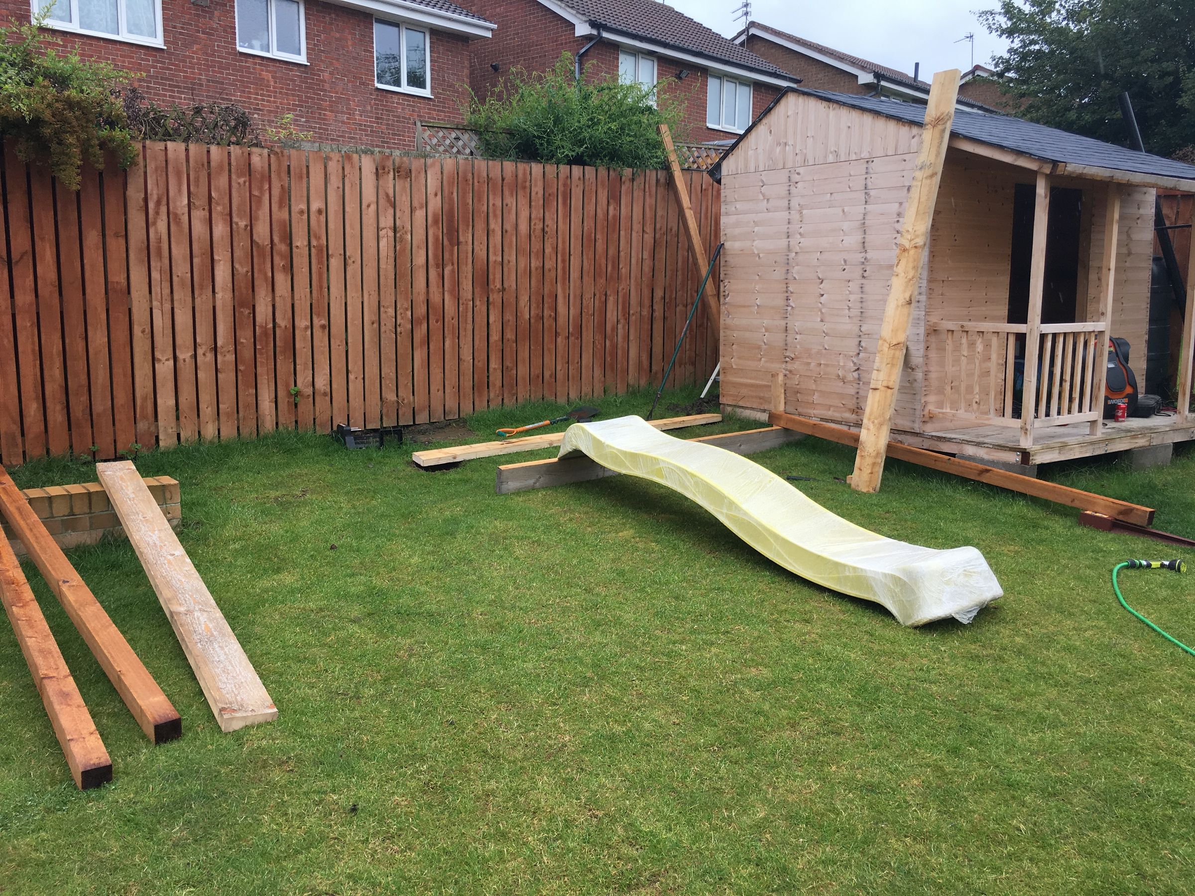 Custom Solar Powered Playhouse With Built in DIY Powerwall! : 7 Steps ...