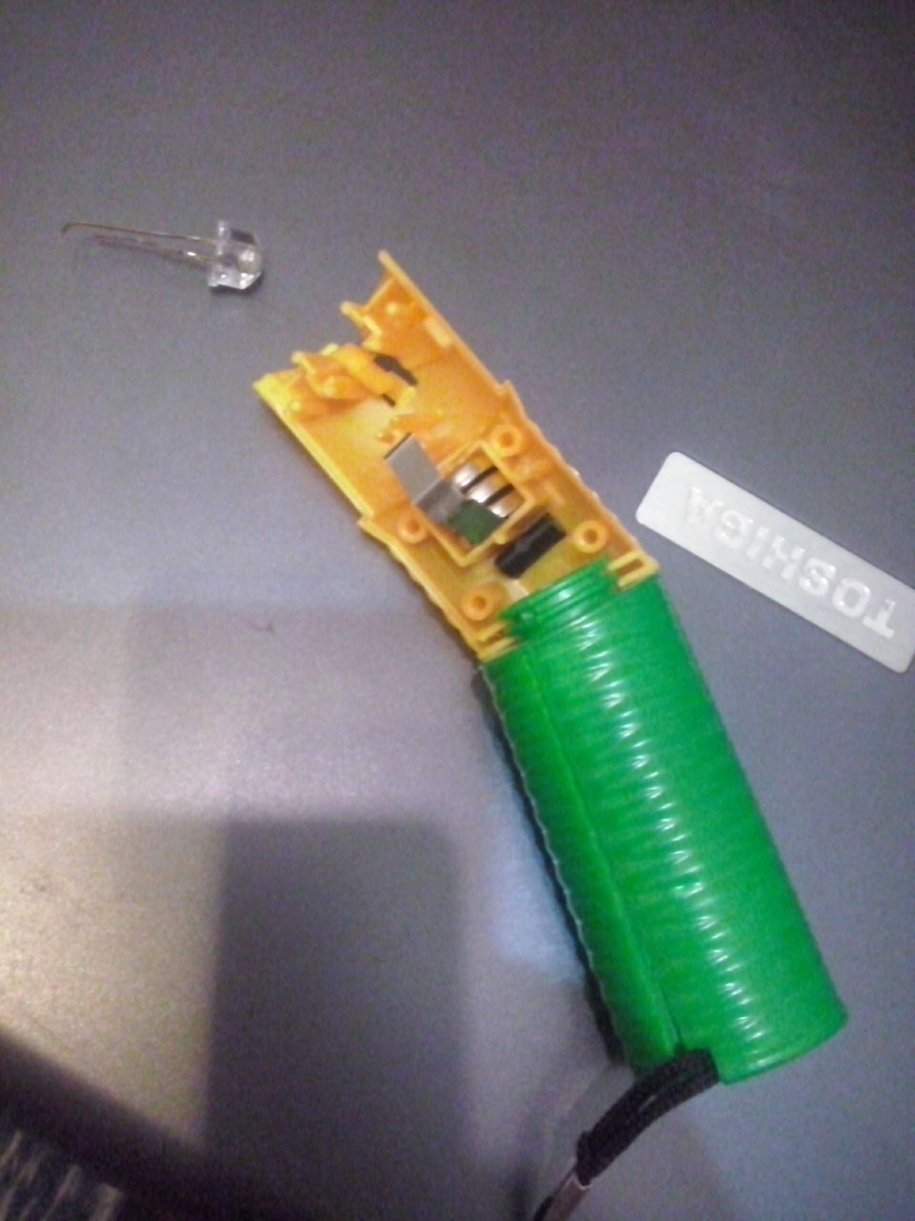 Simple Counterfeit Money Detector - UV Black Light Lamp