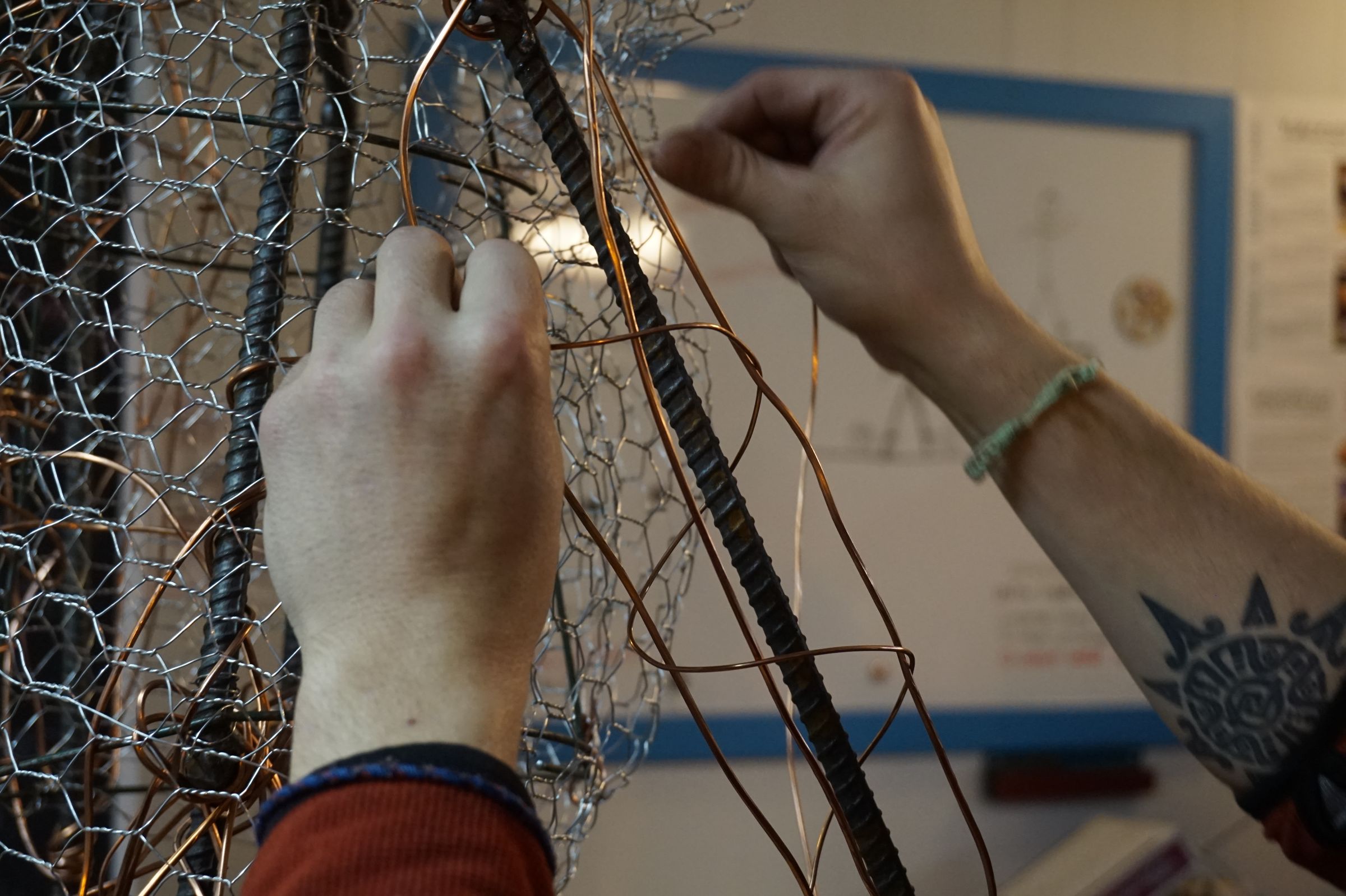 7-foot-tall Woman Wire Sculpture : 5 Steps (with Pictures) - Instructables