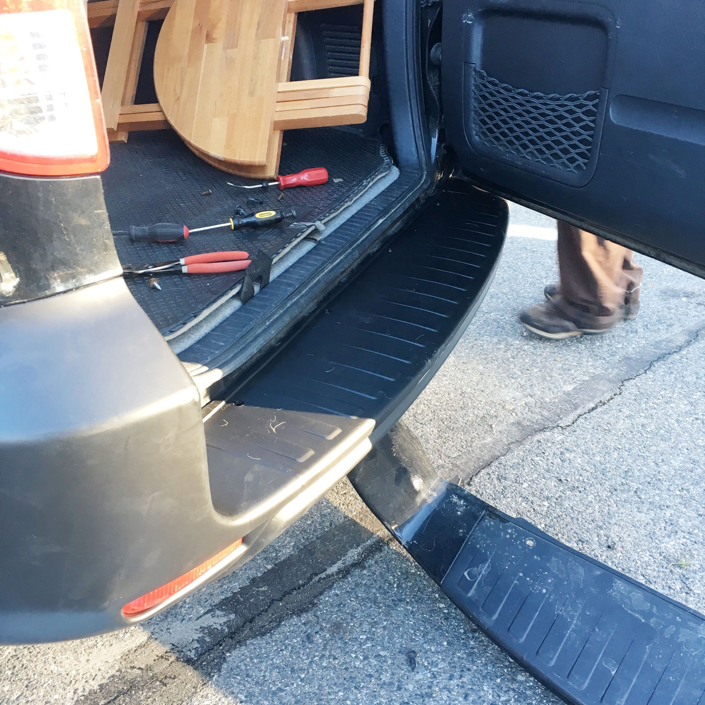DIY Auto Repairs: Rear Bumper Cover : 6 Steps (with Pictures ...
