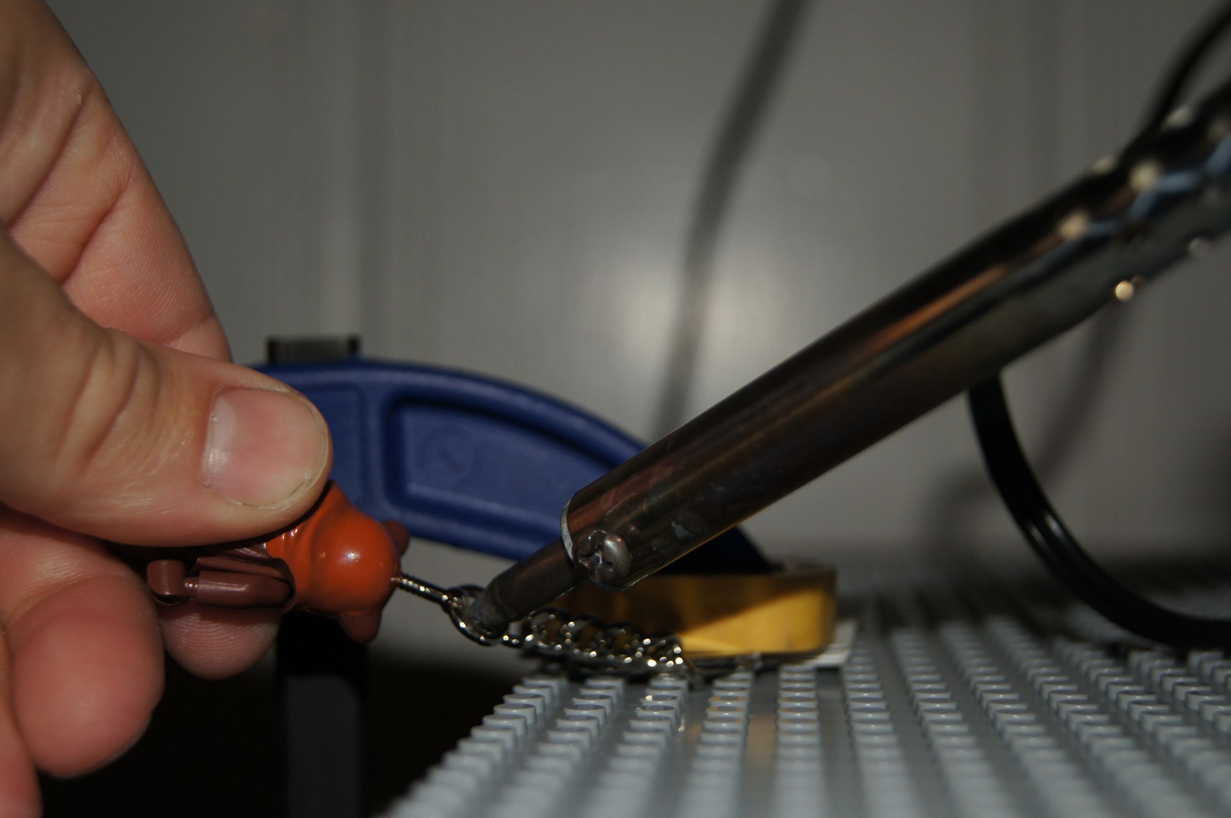 Removing a Lego Keychain : 3 Steps - Instructables