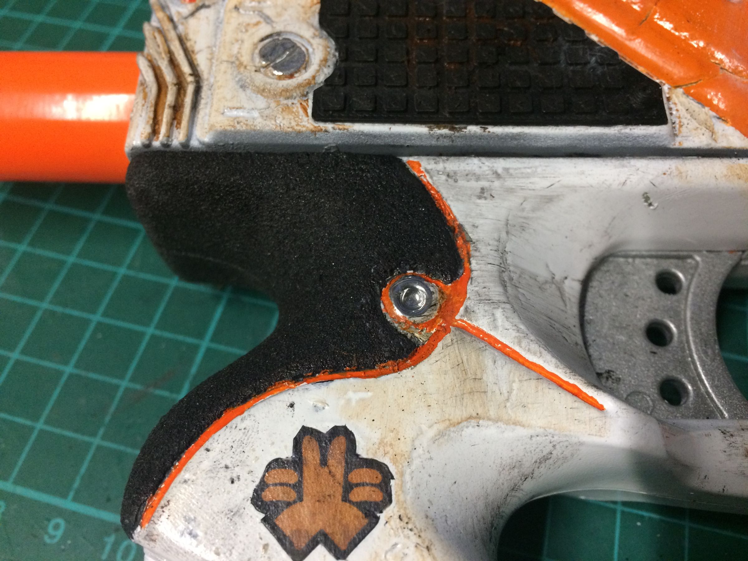 DISTRICT 9 Inspired NERF Remake : 15 Steps (with Pictures) - Instructables