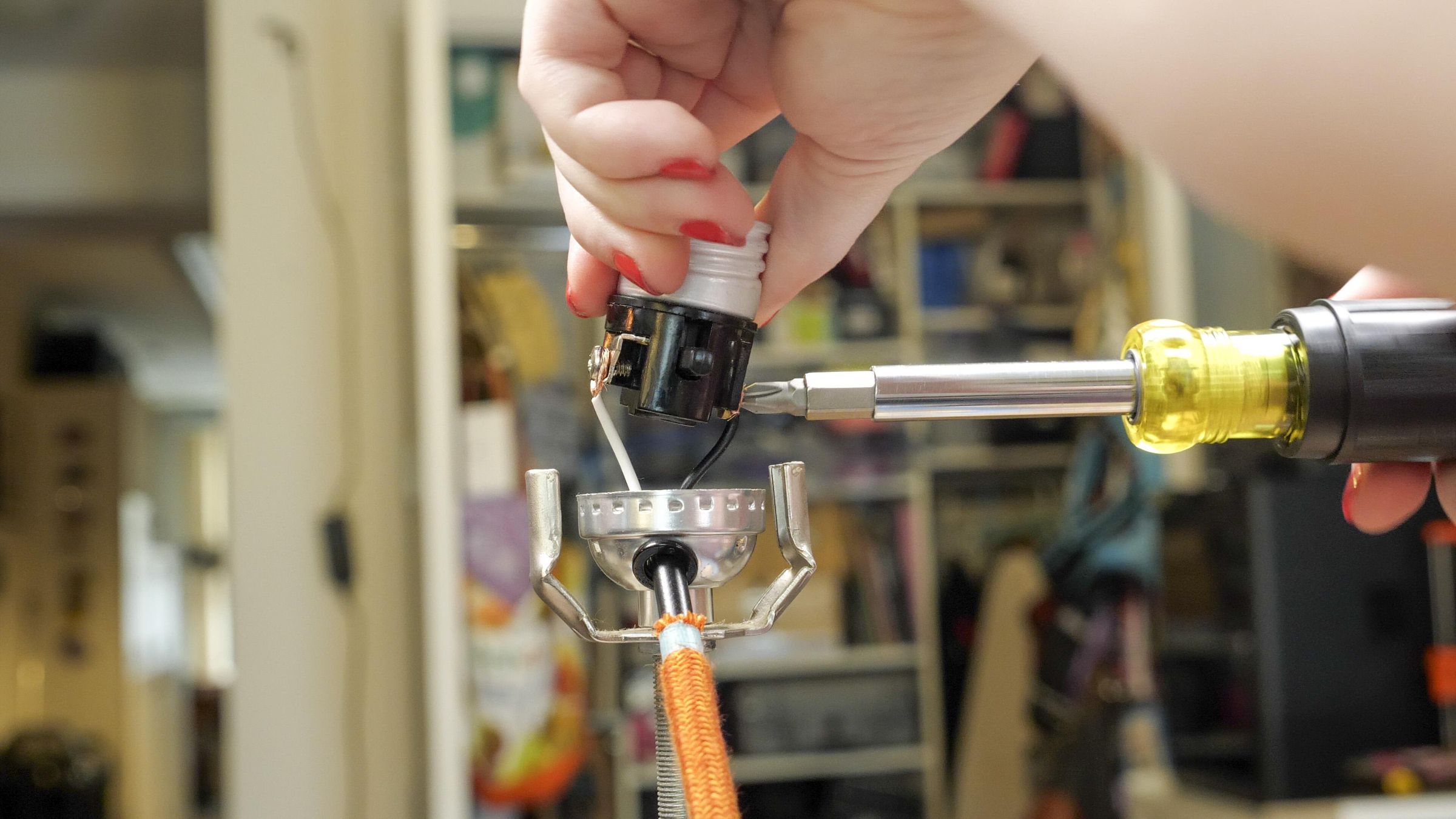 How to Rewire a Vintage Lamp : 5 Steps (with Pictures) - Instructables