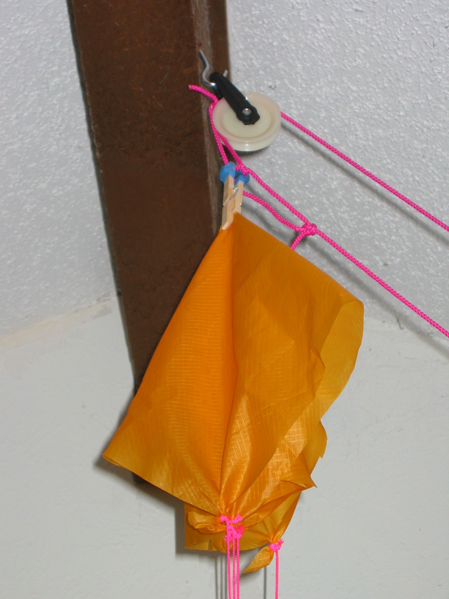 Parachute Man Pulley Launch System : 8 Steps (with Pictures ...