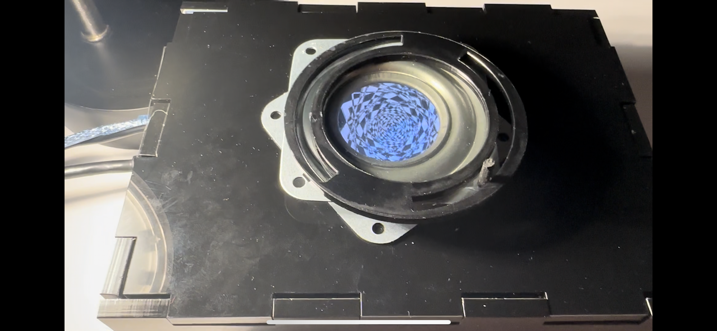 Polar Bloom Box: Adjustable Kaleidoscope-Inspired Box of Polarized ...