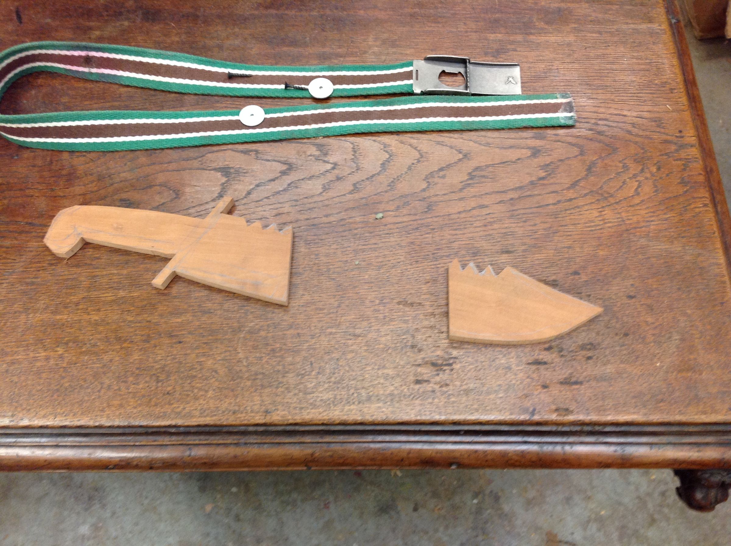 Stabbed in the Back Costume : 10 Steps (with Pictures) - Instructables