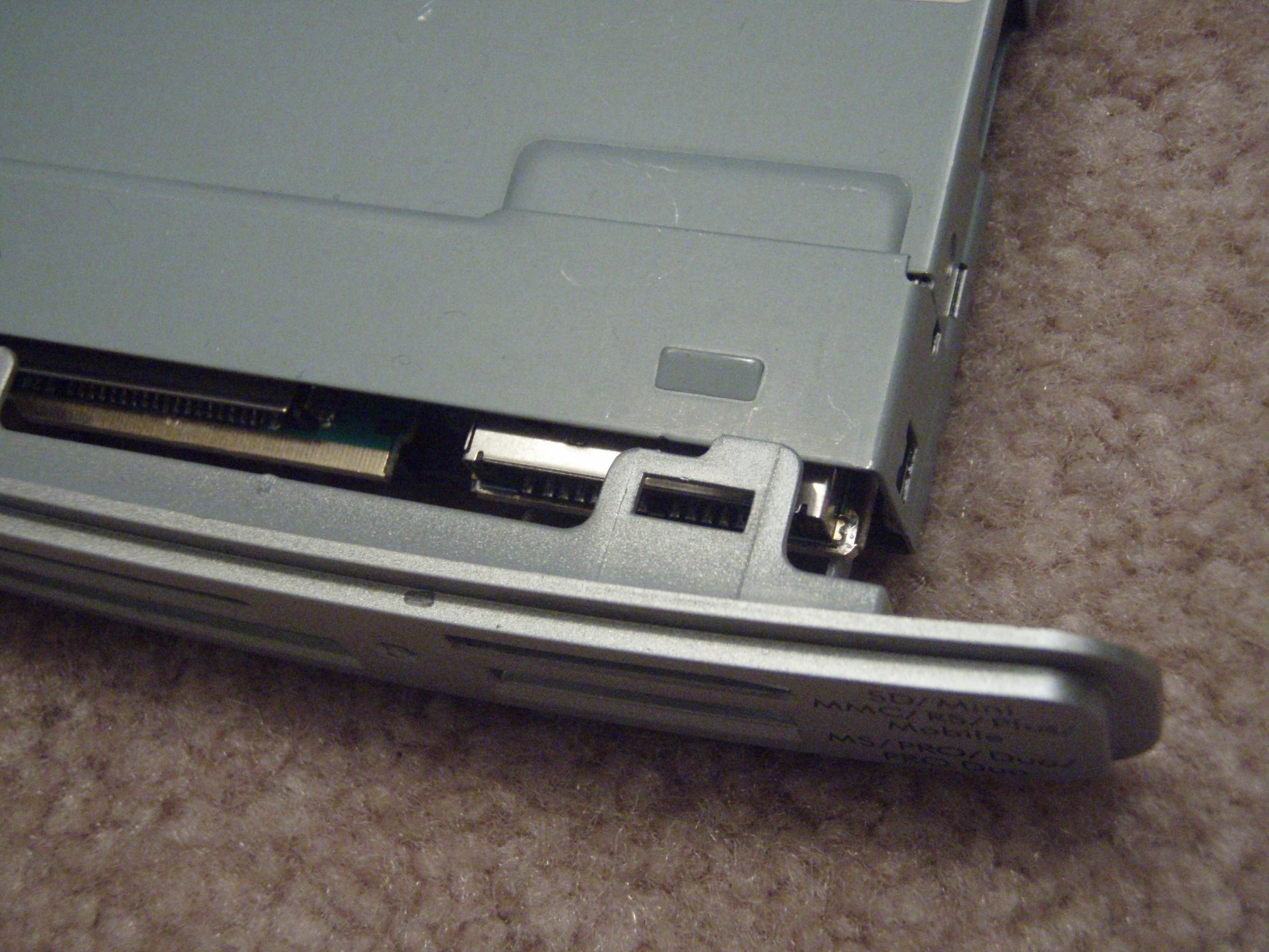 How to Disassemble a Computer : 16 Steps (with Pictures) - Instructables