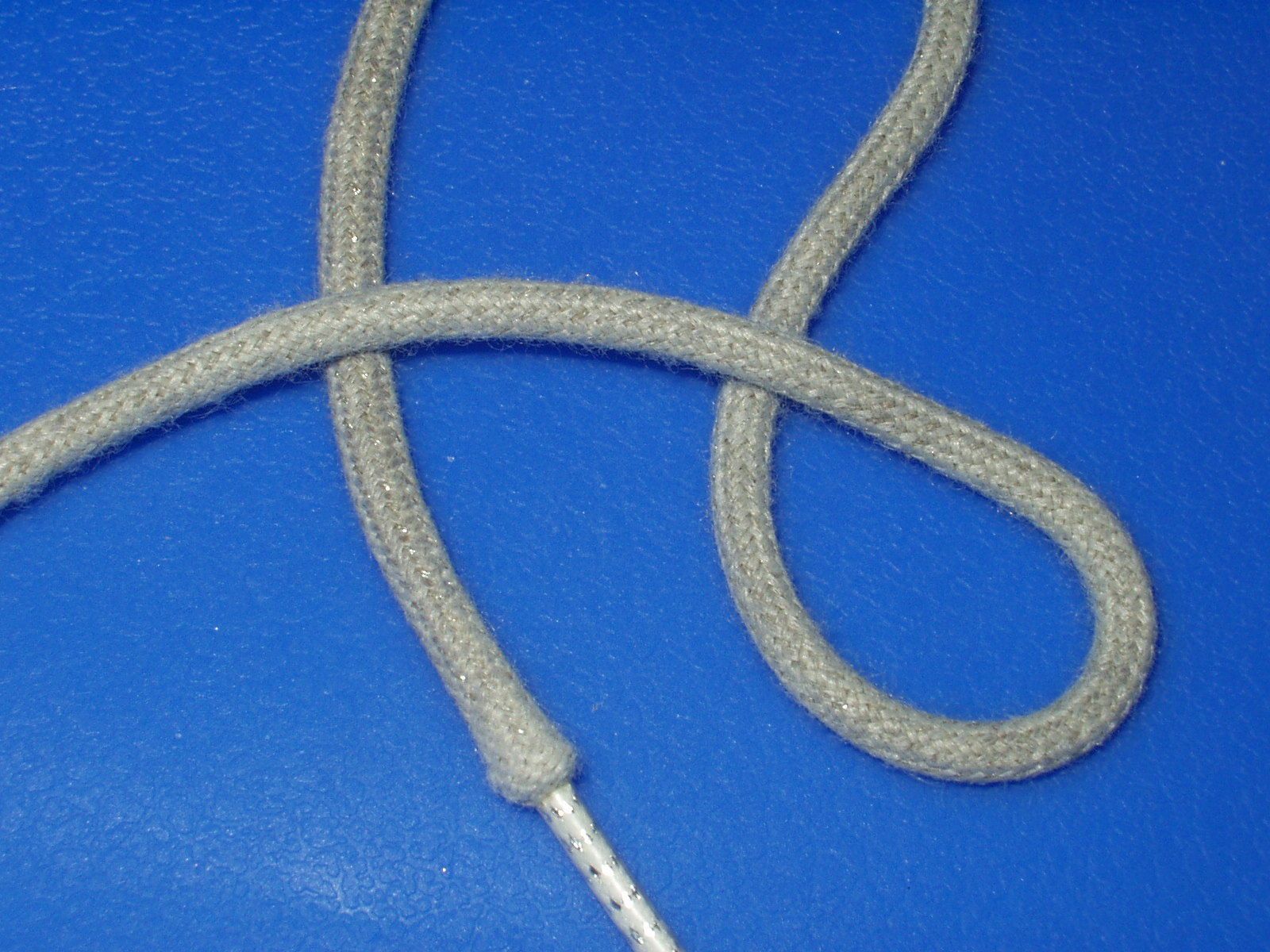 Lark's Head Loop : 5 Steps - Instructables