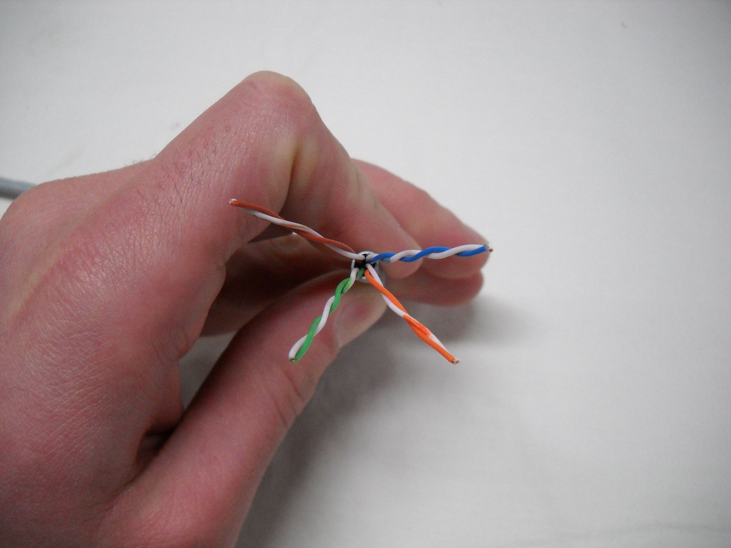 Terminating an Ethernet (CAT5e/CAT6) Cable : 6 Steps - Instructables